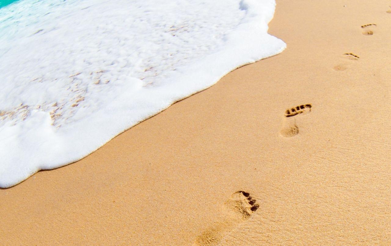 Footprints Wallpapers - Top Free Footprints Backgrounds - WallpaperAccess