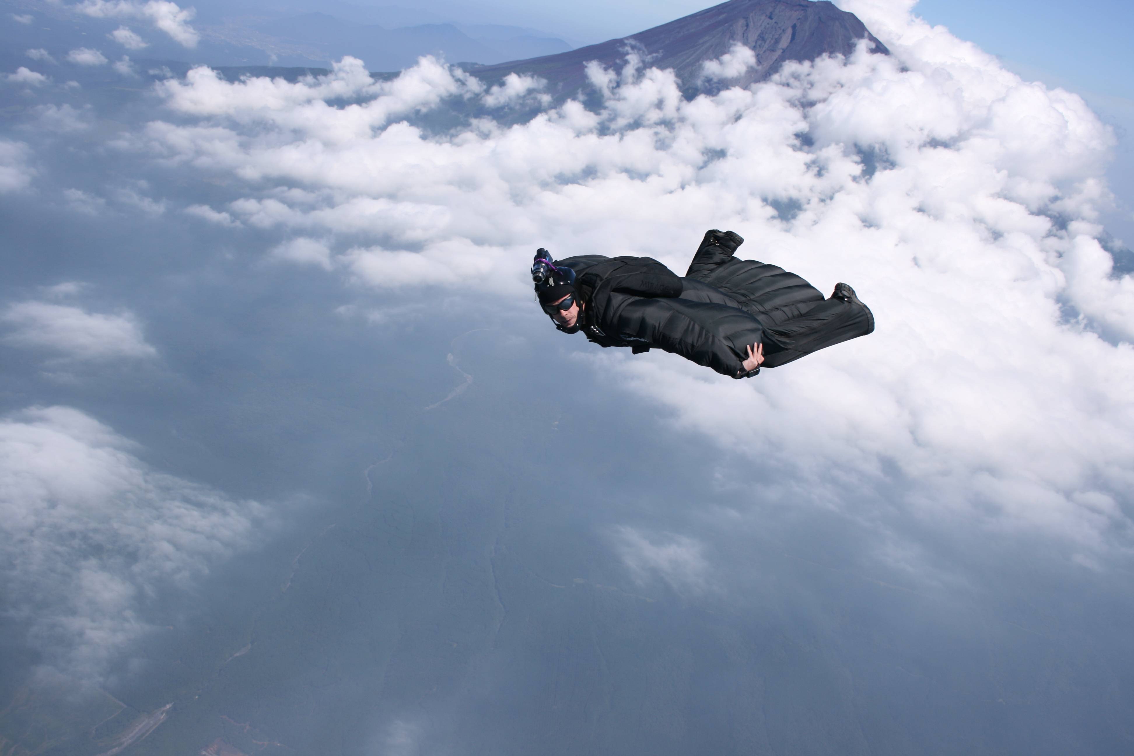 Wingsuit Wallpapers - Top Free Wingsuit Backgrounds - WallpaperAccess