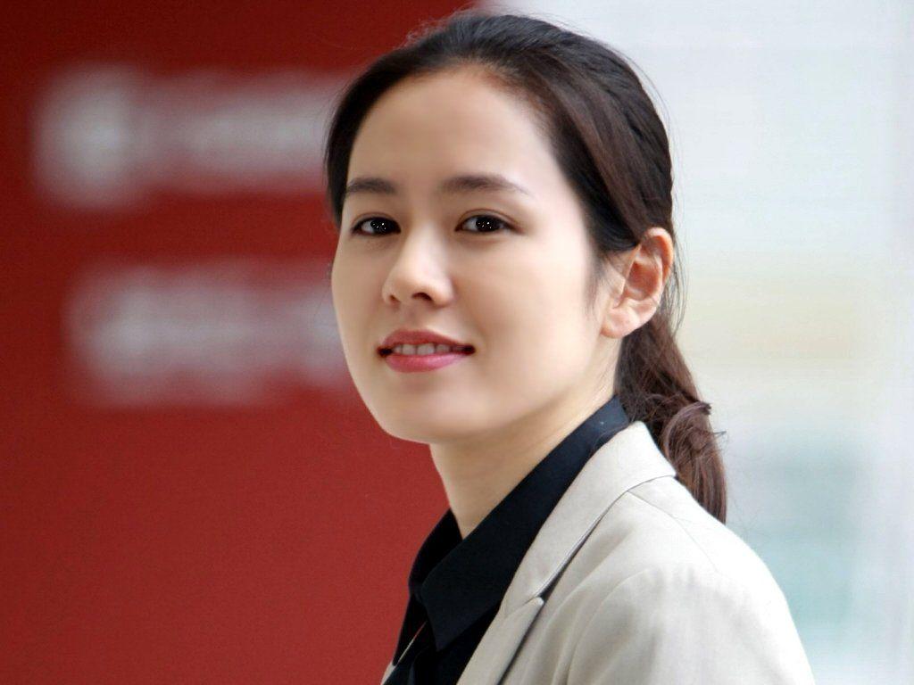 Son Ye Jin Wallpapers - Top Free Son Ye Jin Backgrounds - WallpaperAccess