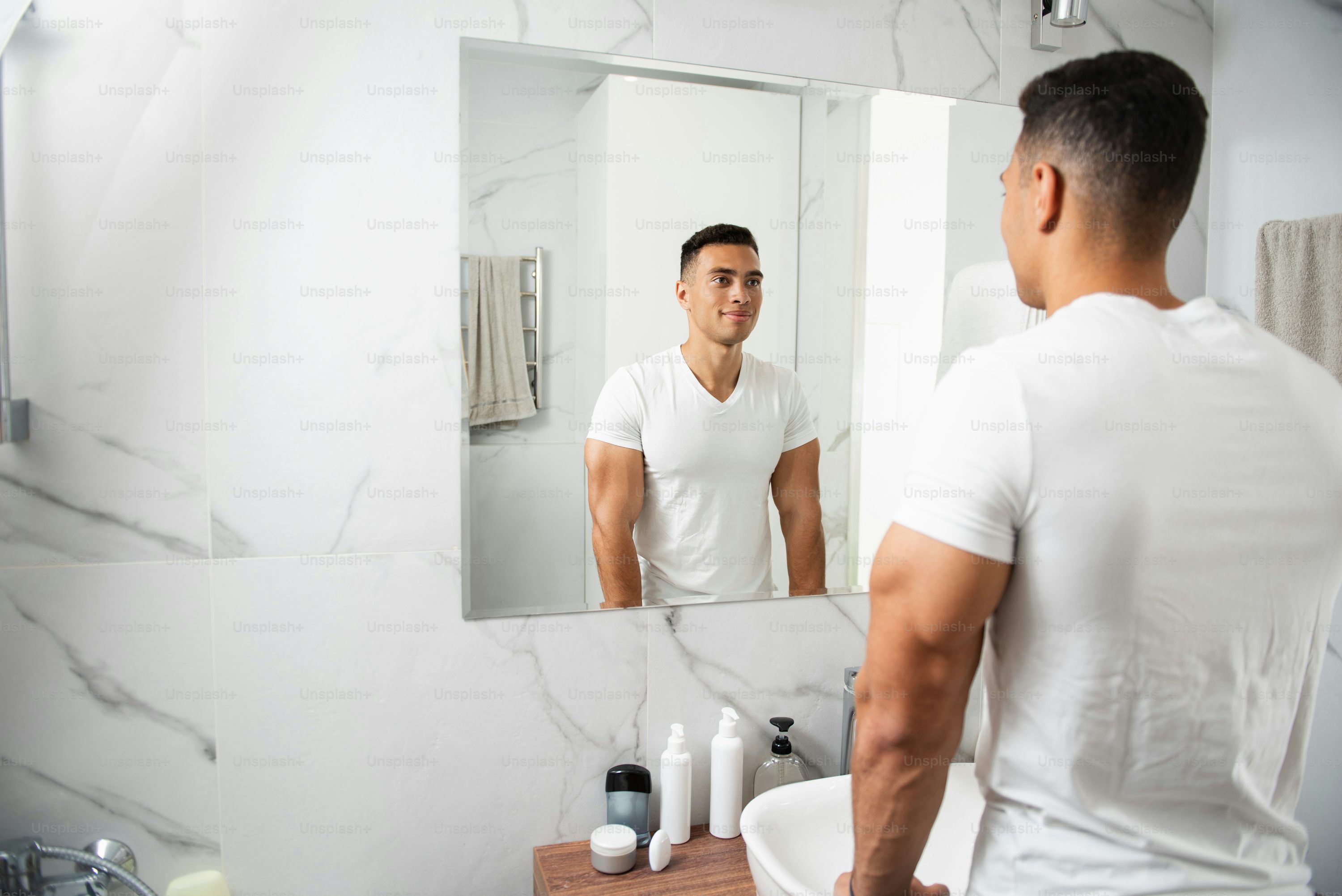 Man in the Mirror Wallpapers - Top Free Man in the Mirror Backgrounds ...