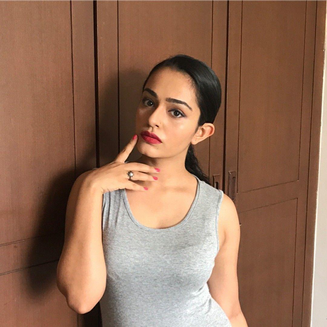 Apoorva Arora Wallpapers - Top Free Apoorva Arora Backgrounds ...