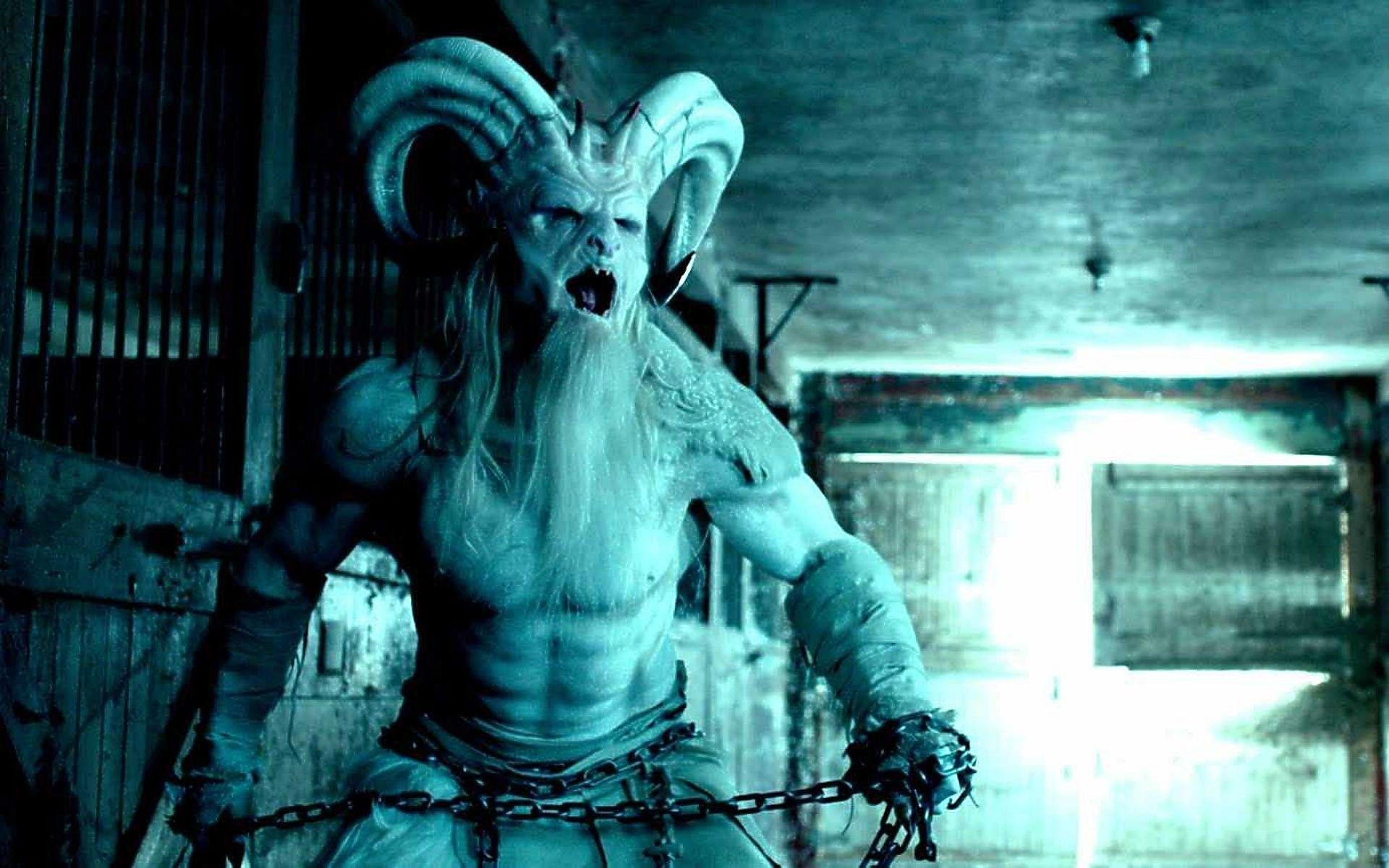 Horror Christmas Wallpapers - Top Free Horror Christmas Backgrounds ...