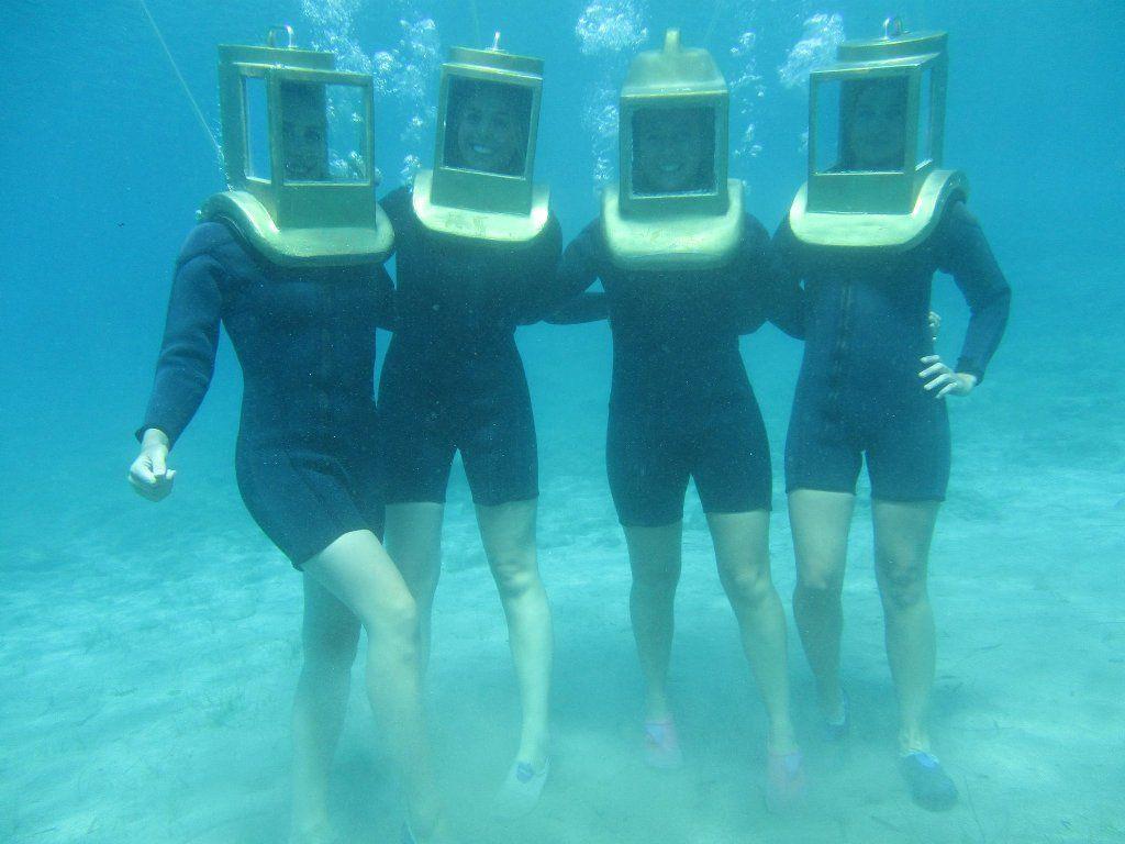 Underwater Sea Walk Wallpapers - Top Free Underwater Sea Walk ...