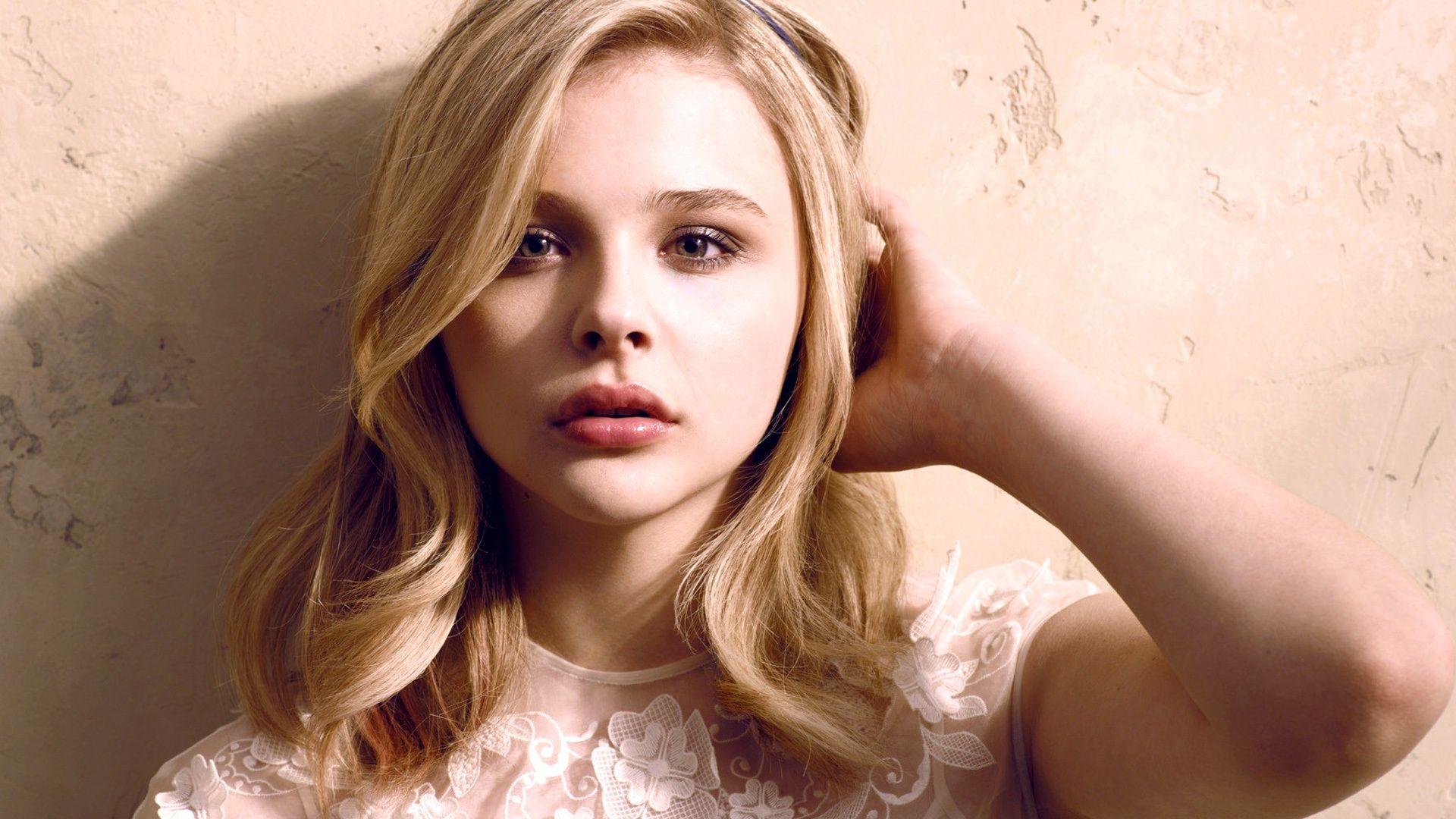 Abigail Breslin Wallpapers - Top Free Abigail Breslin Backgrounds ...