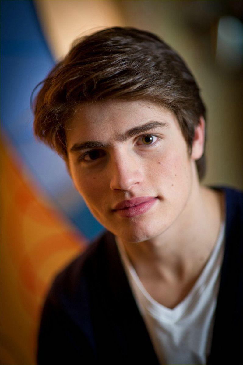 Gregg Sulkin Wallpapers - Top Free Gregg Sulkin Backgrounds ...