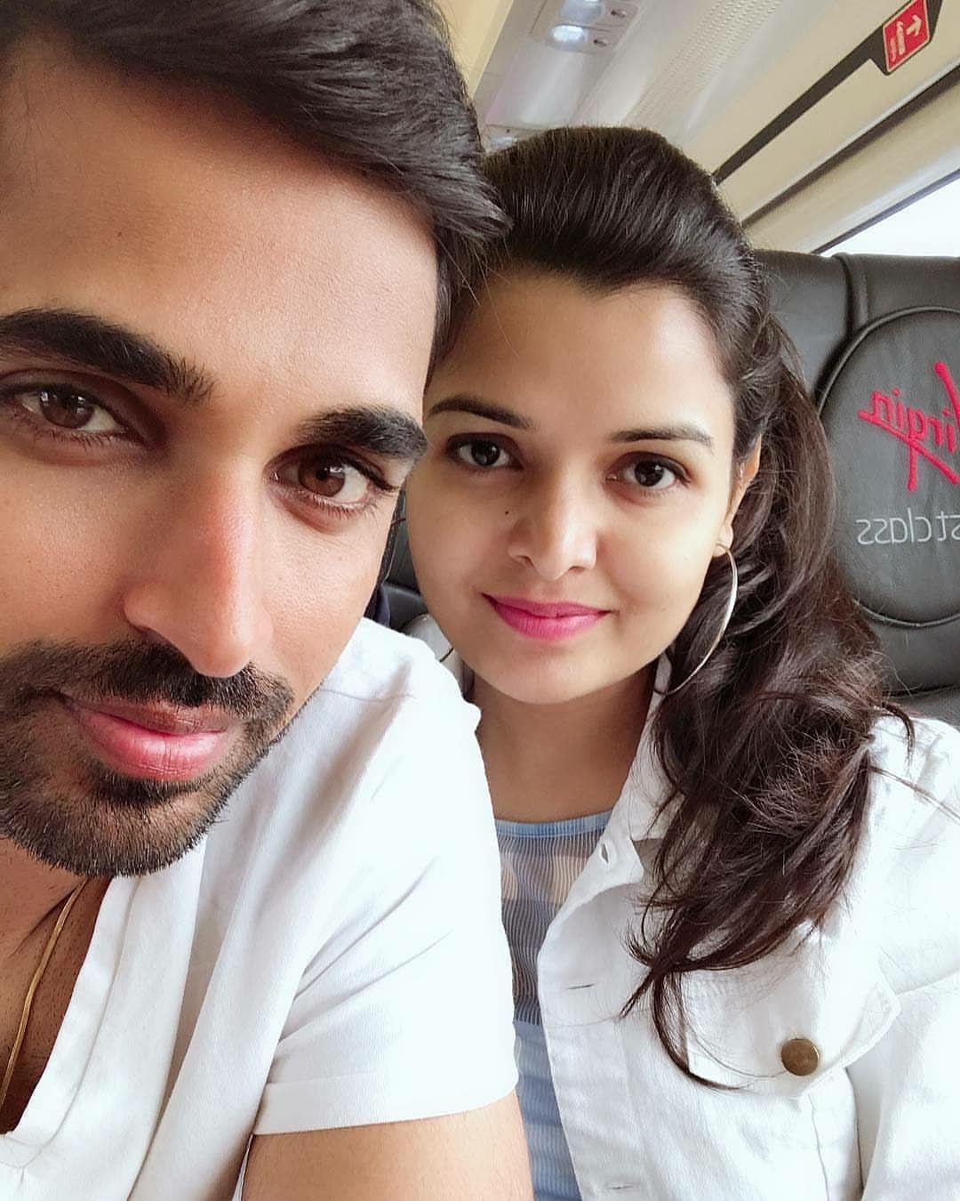 Bhuvneshwar Kumar Wallpapers - Top Free Bhuvneshwar Kumar Backgrounds ...