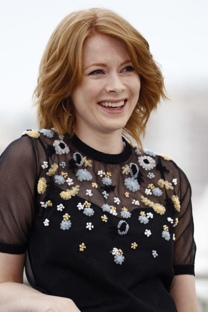 Emily Beecham Wallpapers - Top Free Emily Beecham Backgrounds ...