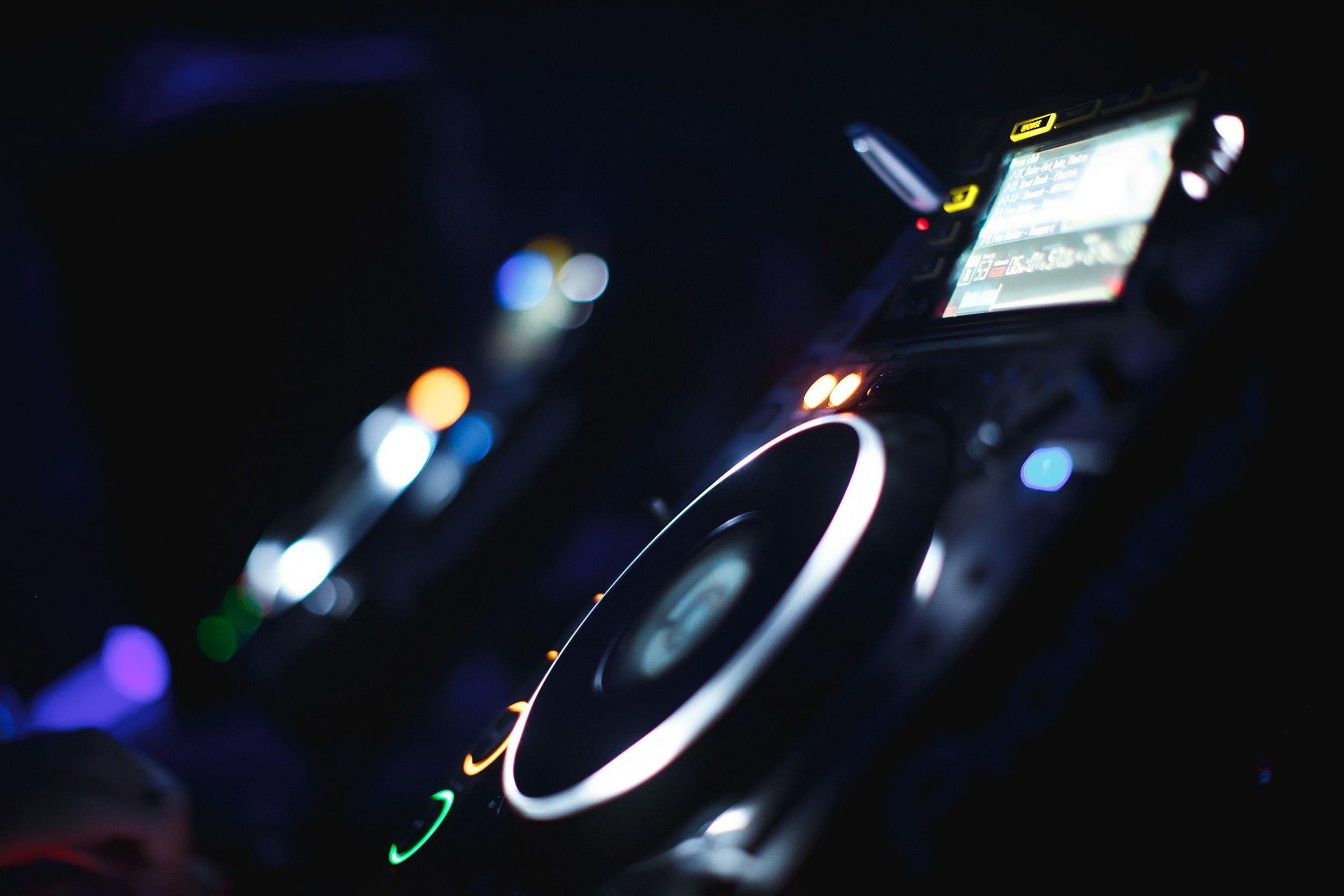 DJ Mixer Wallpapers - Top Free DJ Mixer Backgrounds - WallpaperAccess