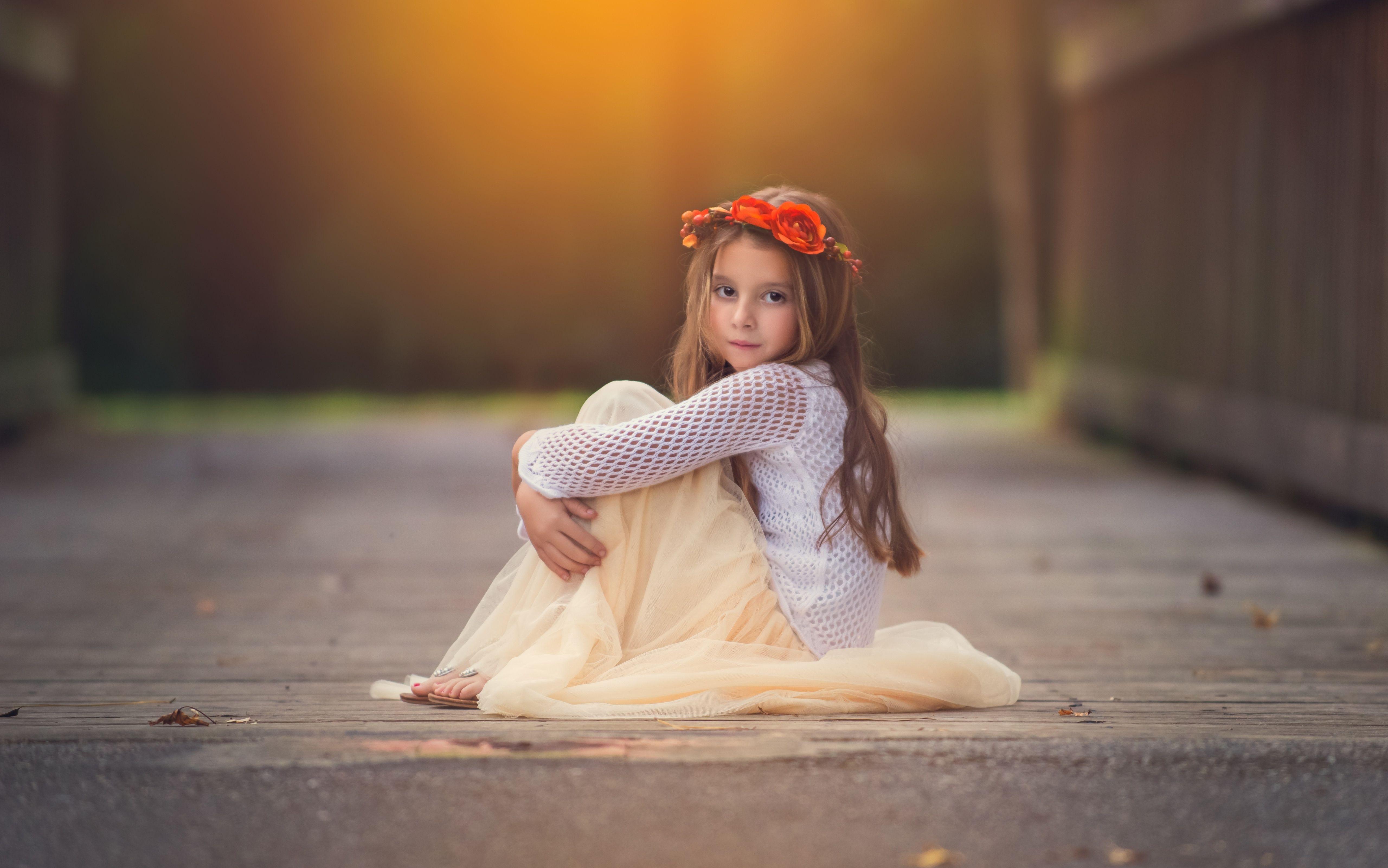 Ultra HD Girl Wallpapers - Top Free Ultra HD Girl Backgrounds ...