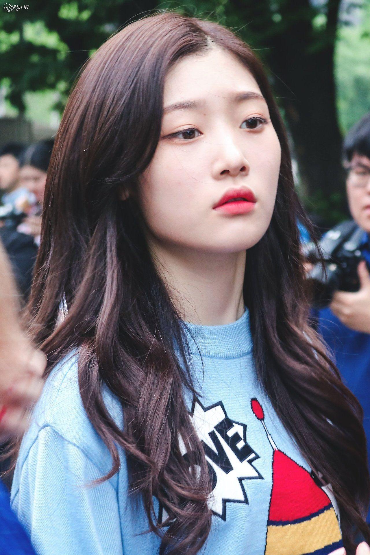 Jung Chae-yeon Wallpapers - Top Free Jung Chae-yeon Backgrounds ...