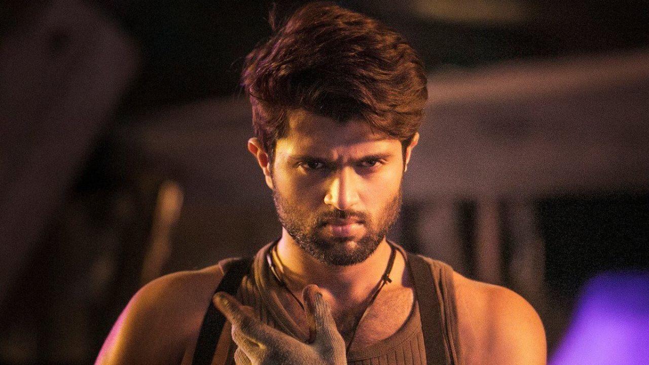 Vijay Deverakonda Wallpapers - Top Free Vijay Deverakonda Backgrounds ...