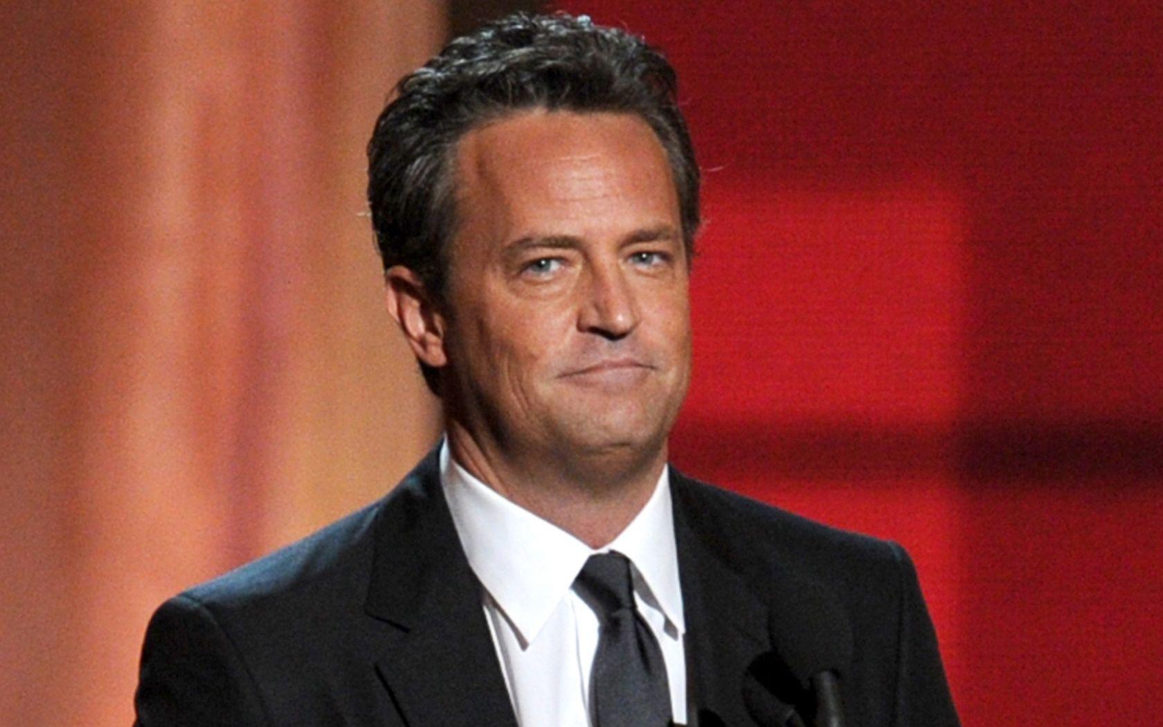 Matthew Perry Wallpapers - Top Free Matthew Perry Backgrounds ...