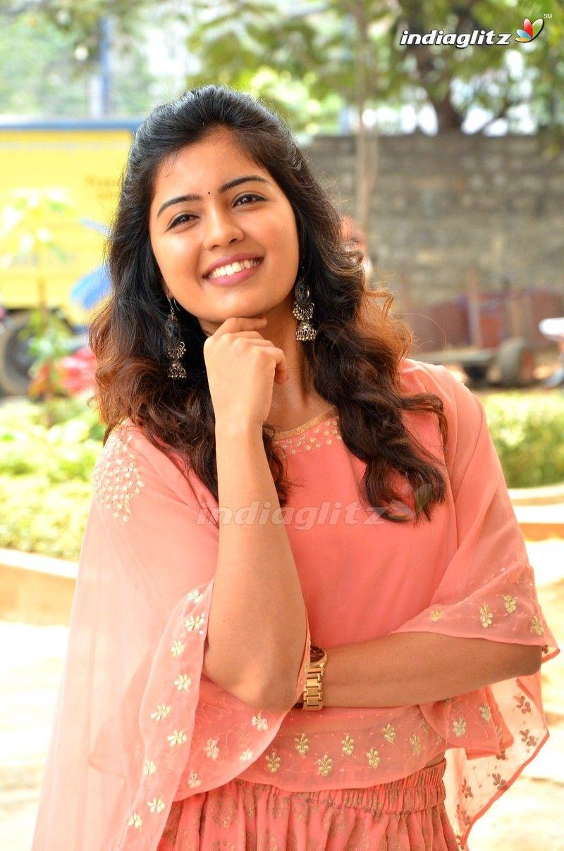 Amritha Aiyer Wallpapers - Top Free Amritha Aiyer Backgrounds ...