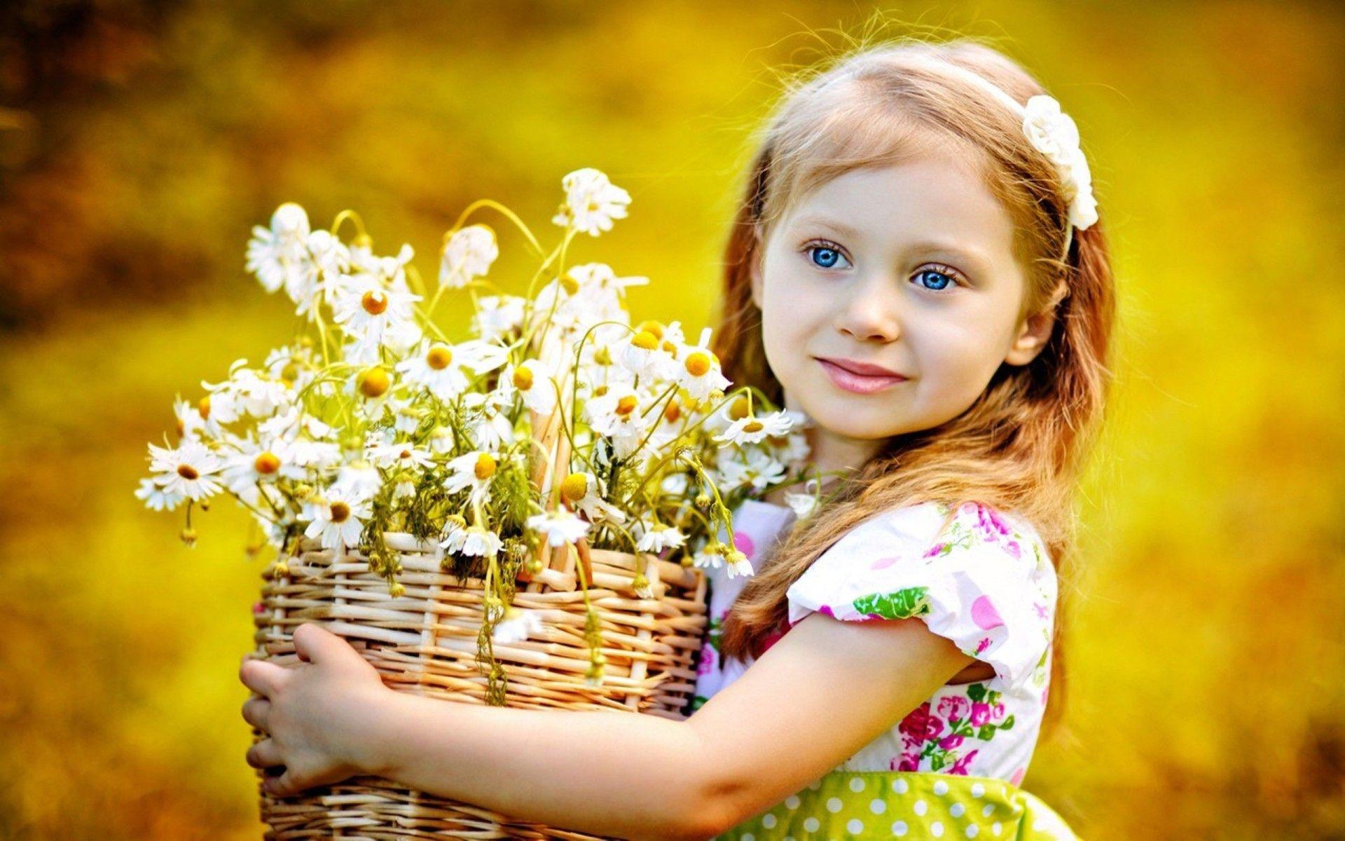 Small Girl HD Wallpapers - Top Free Small Girl HD Backgrounds ...