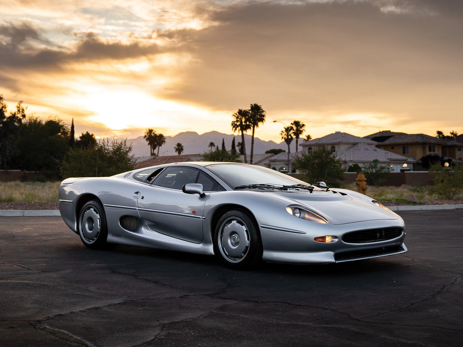 Jaguar XJ220 Wallpapers - Top Free Jaguar XJ220 Backgrounds ...