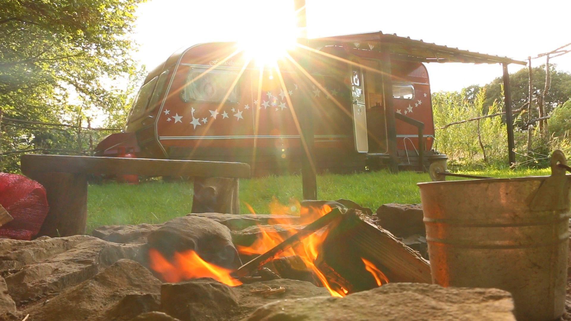 Family Camping Wallpapers - Top Free Family Camping Backgrounds ...