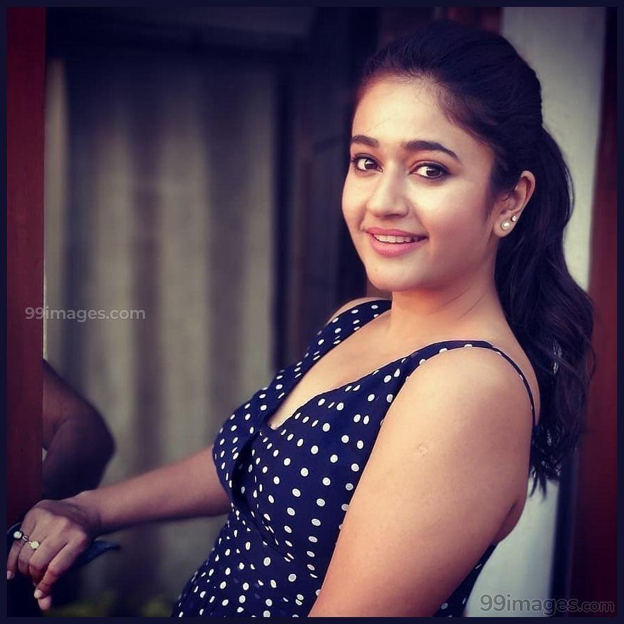 Poonam Bajwa Wallpapers - Top Free Poonam Bajwa Backgrounds ...