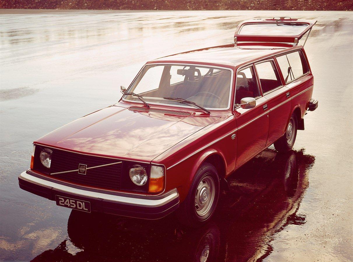 Volvo 240 Wallpapers - Top Free Volvo 240 Backgrounds - WallpaperAccess