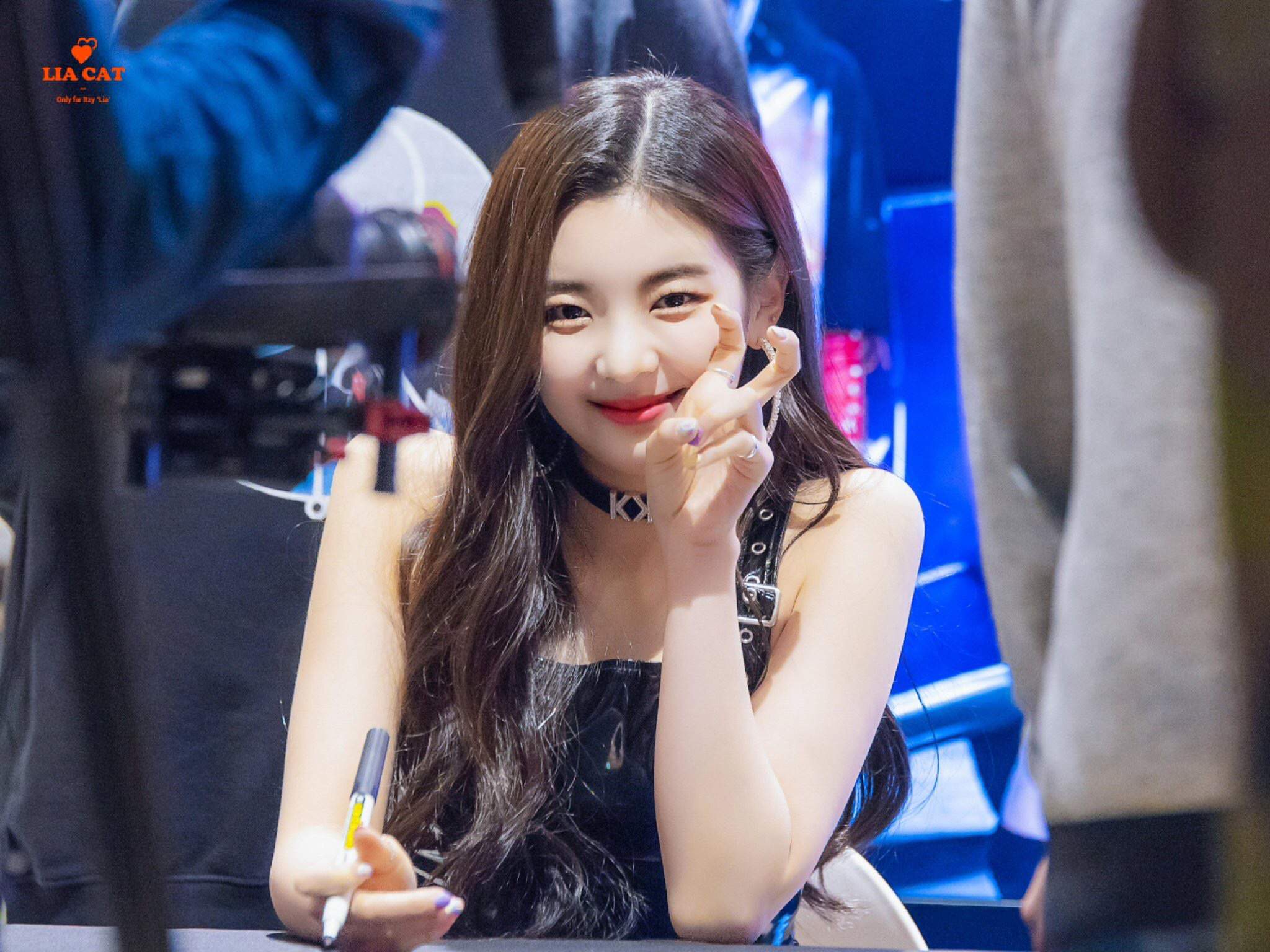 ITZY Lia Wallpapers - Top Free ITZY Lia Backgrounds - WallpaperAccess