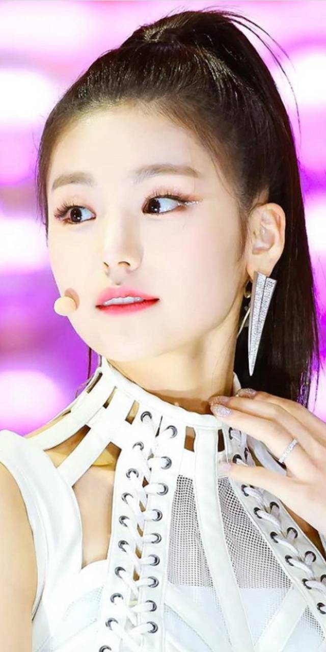 ITZY Yeji Wallpapers - Top Free ITZY Yeji Backgrounds - WallpaperAccess