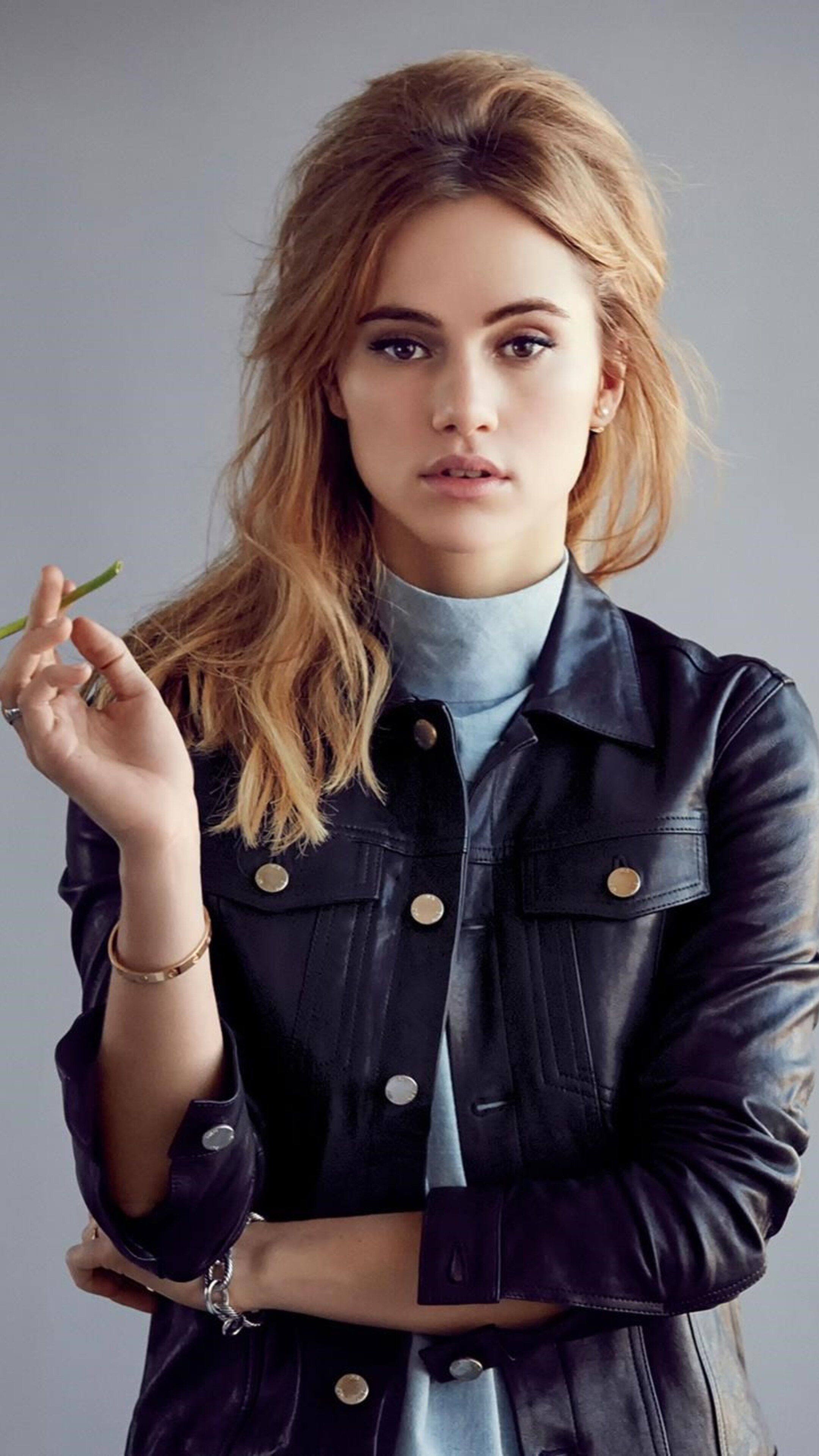 Suki Waterhouse Wallpapers - Top Free Suki Waterhouse Backgrounds ...