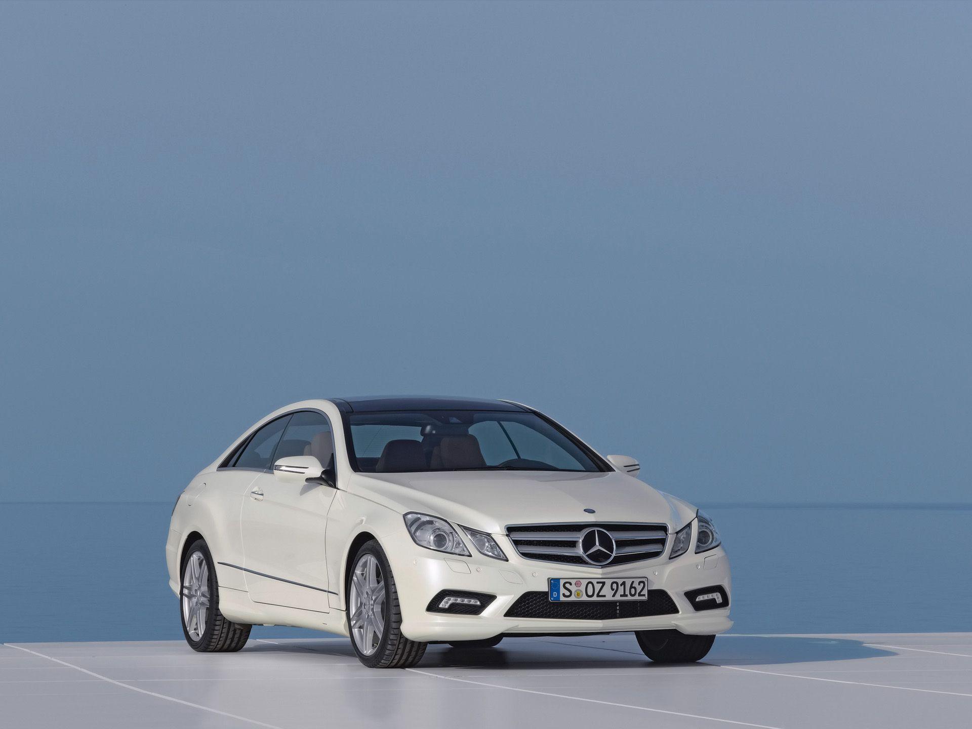 Benz E250 Wallpapers - Top Free Benz E250 Backgrounds - WallpaperAccess