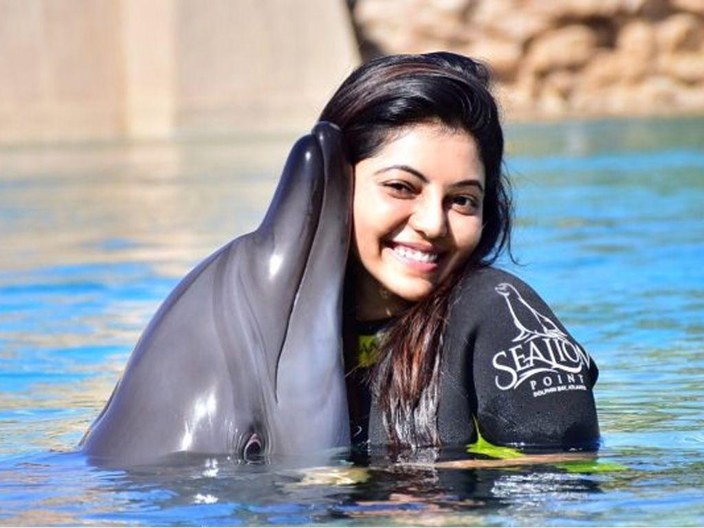 Athulya Ravi Wallpapers - Top Free Athulya Ravi Backgrounds ...