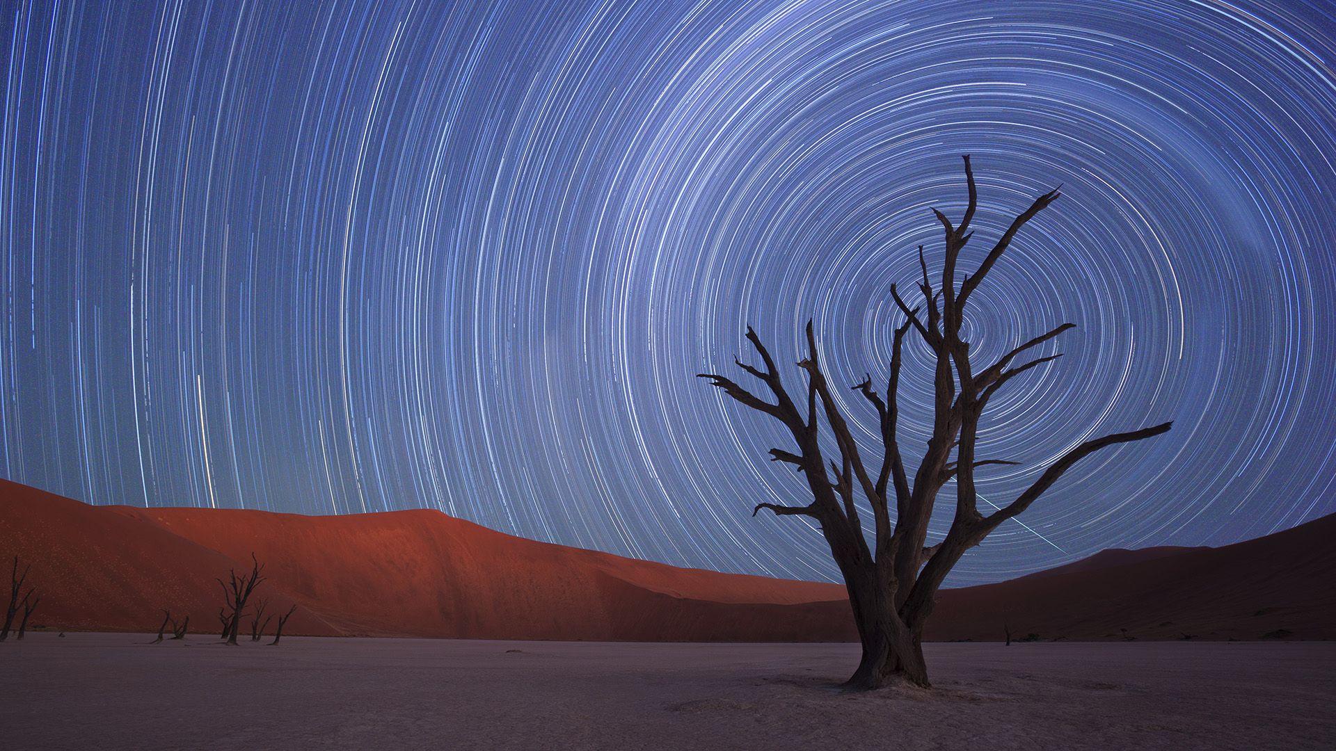 Star Trail Wallpapers Top Free Star Trail Backgrounds Wallpaperaccess