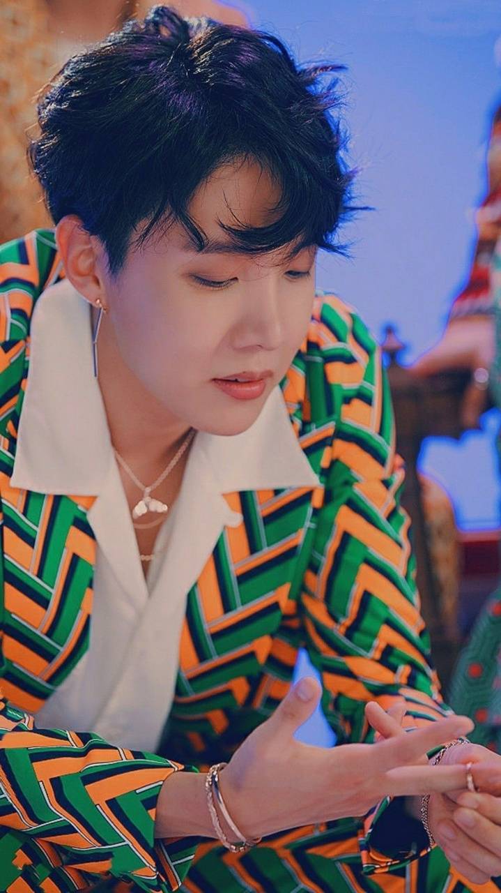 Jhope iPhone Wallpapers - Top Free Jhope iPhone Backgrounds - WallpaperAccess