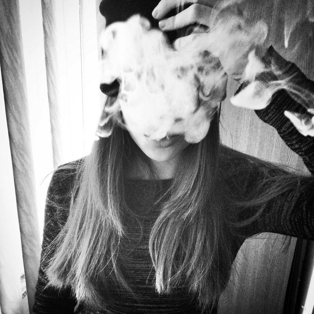 Girly Smoke Wallpapers Top Free Girly Smoke Backgrounds Wallpaperaccess