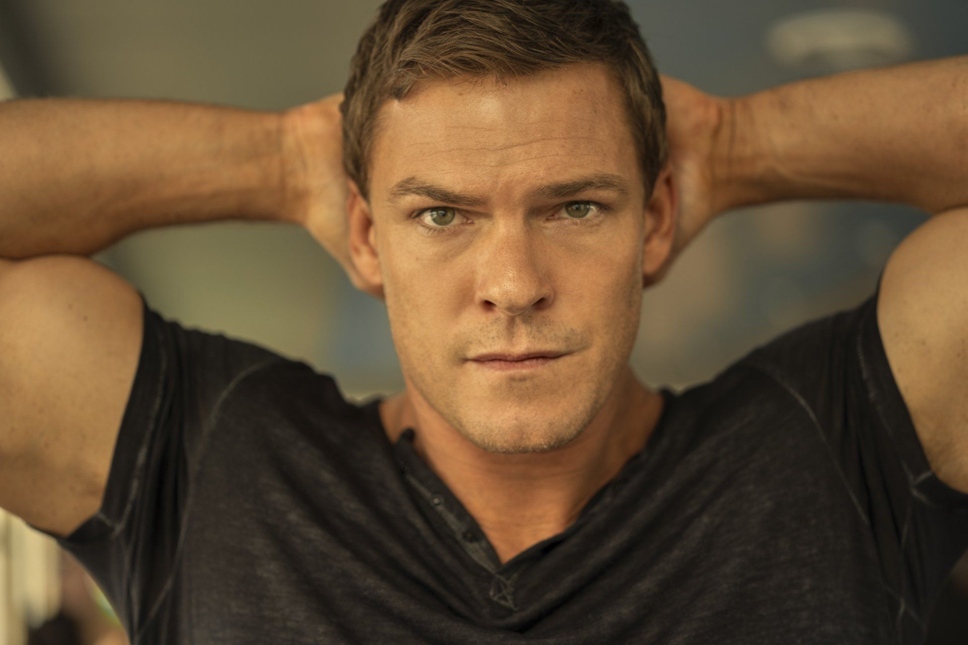 Alan Ritchson Wallpapers - Top Free Alan Ritchson Backgrounds ...