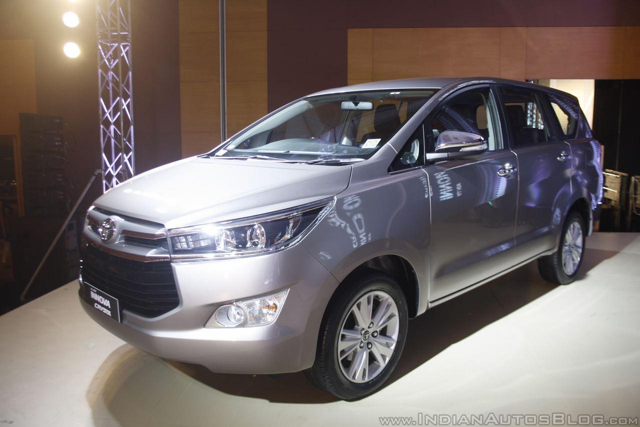 Toyota Innova Crysta Wallpapers - Top Free Toyota Innova Crysta ...
