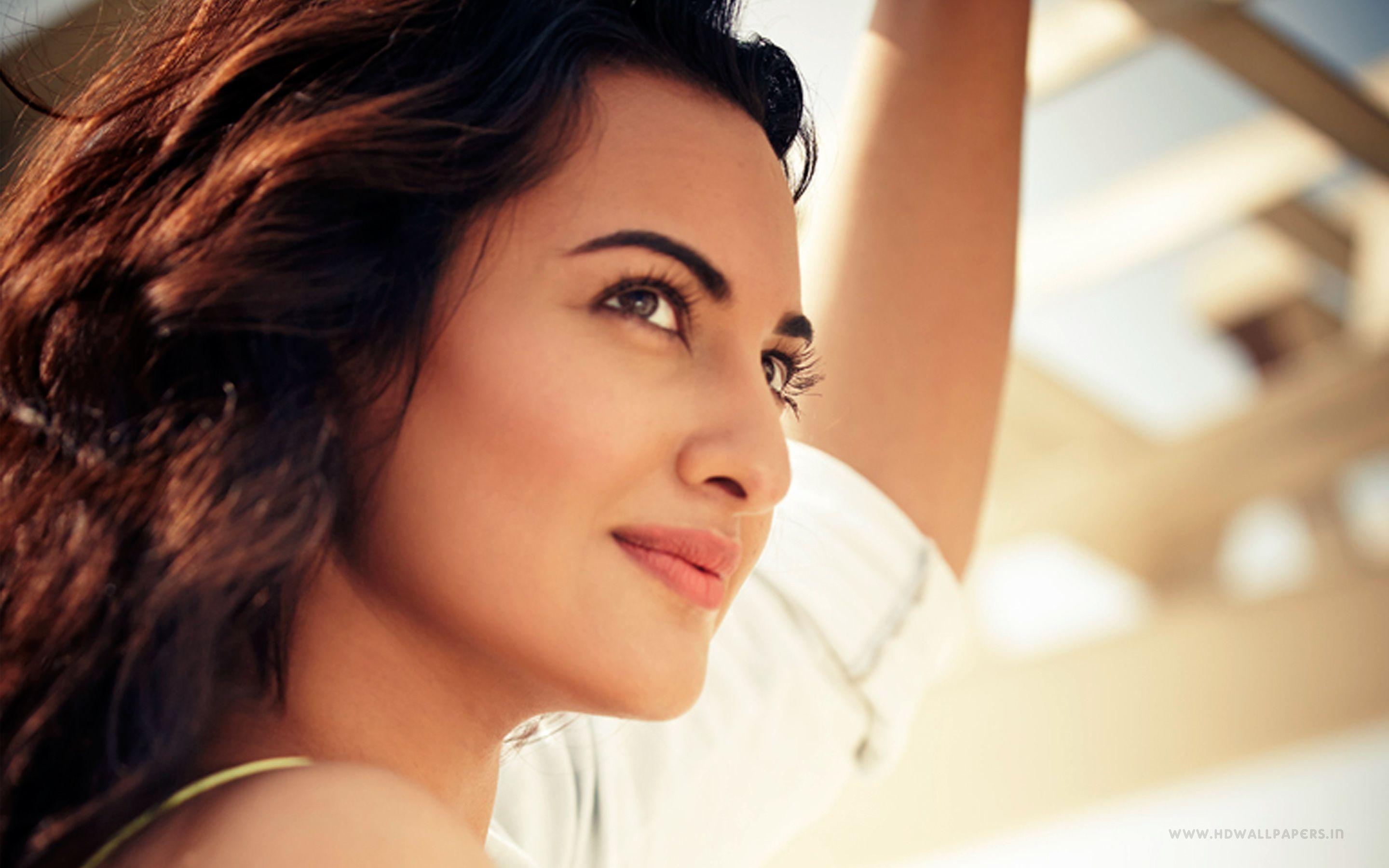 Sonakshi Sinha 4K Wallpapers - Top Free Sonakshi Sinha 4K Backgrounds ...