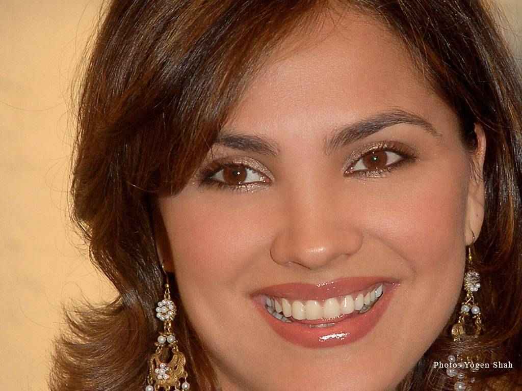 Lara Dutta Wallpapers - Top Free Lara Dutta Backgrounds - WallpaperAccess