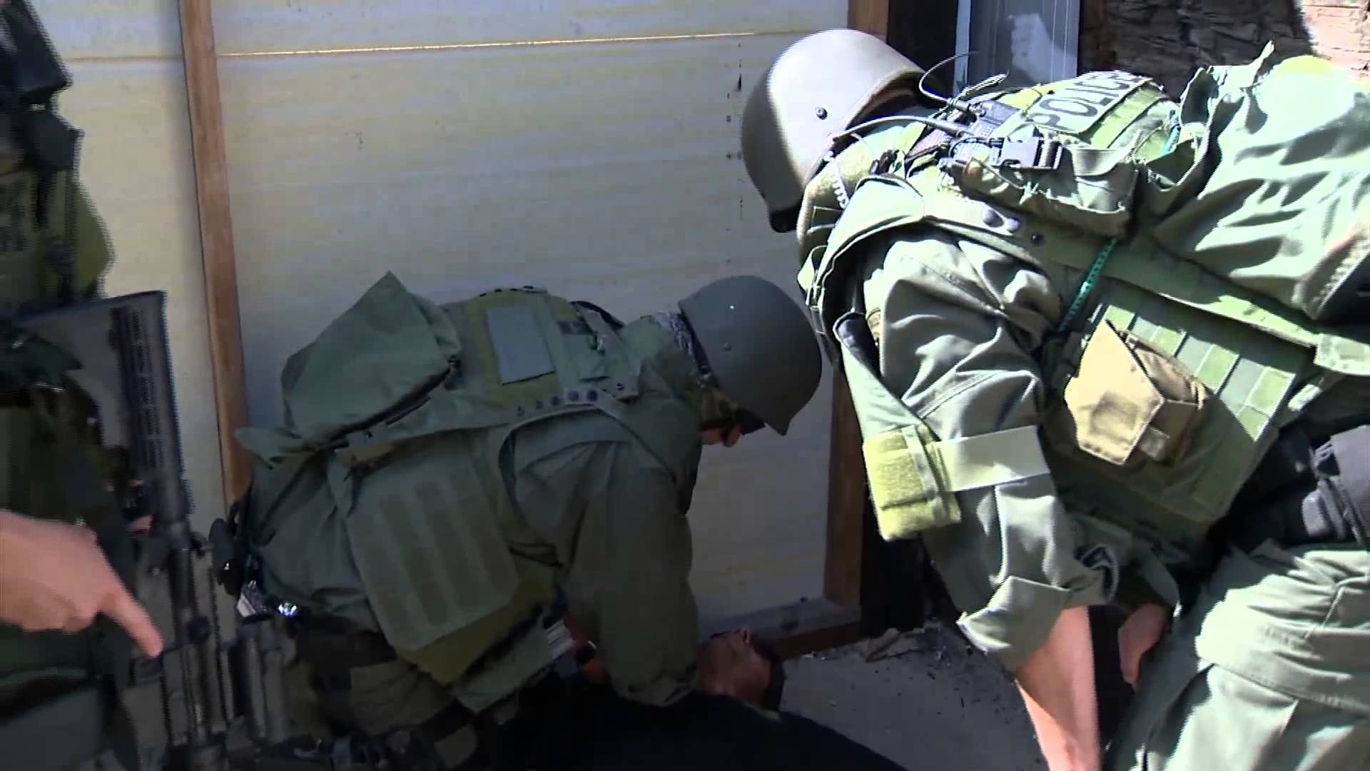 Swat Medic Wallpapers - Top Free Swat Medic Backgrounds - WallpaperAccess