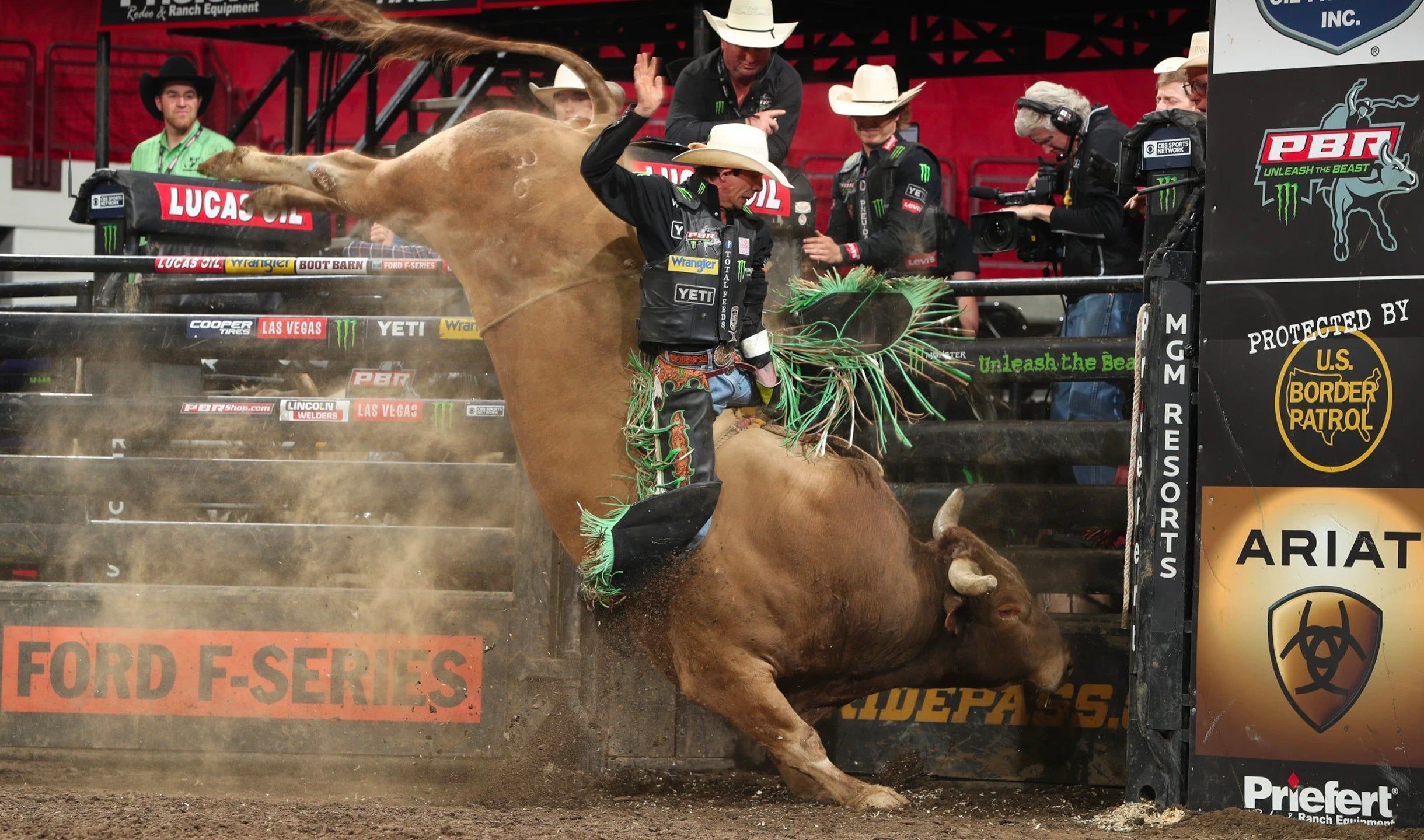 JB Mauney Wallpapers - Top Free JB Mauney Backgrounds - WallpaperAccess