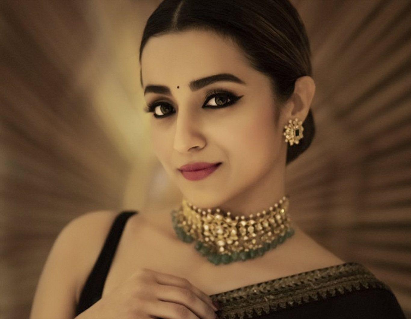 Trisha Wallpapers - Top Free Trisha Backgrounds - WallpaperAccess