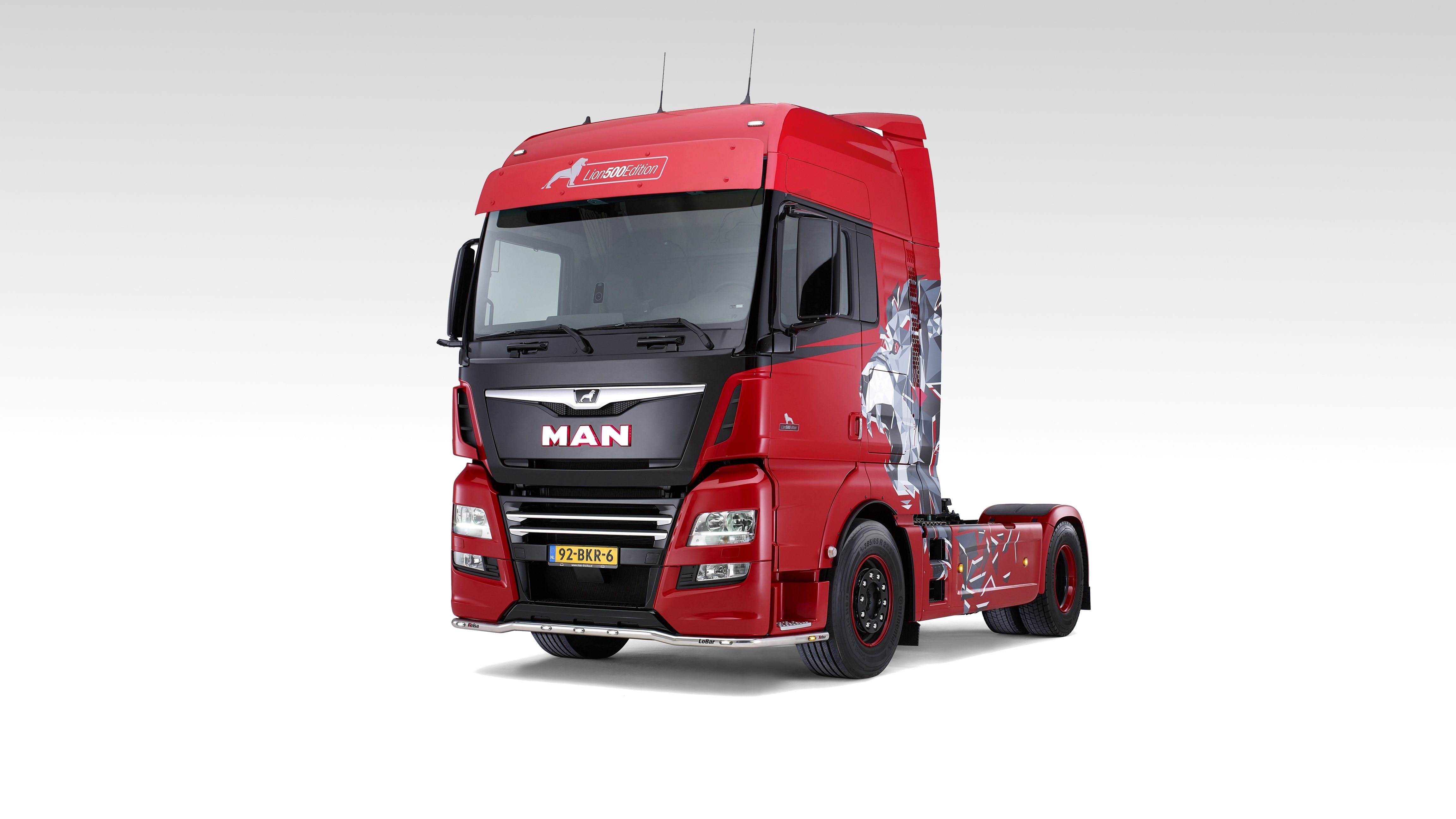 Man TGX Wallpapers - Top Free Man TGX Backgrounds - WallpaperAccess