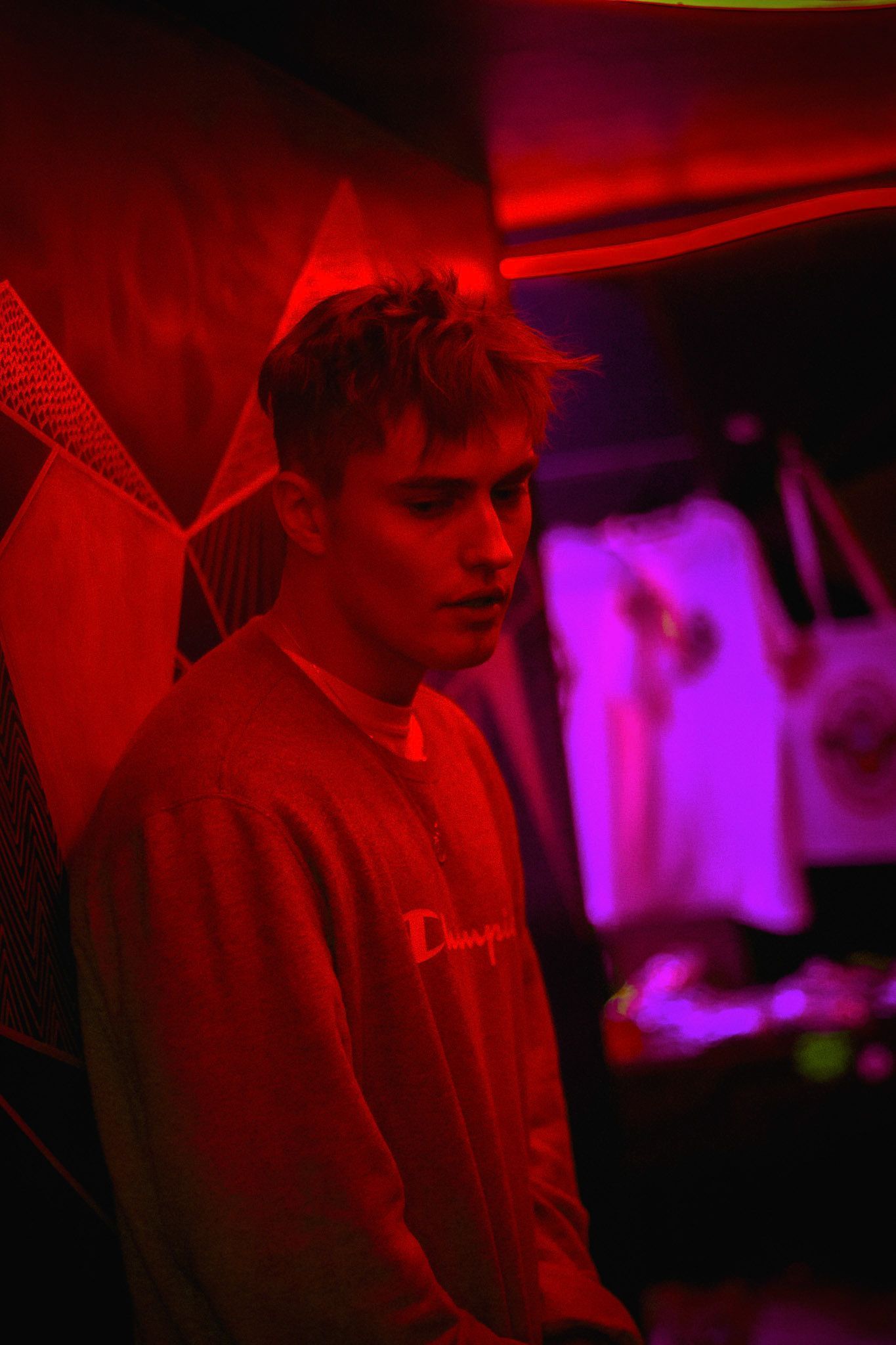 Sam Fender Wallpapers - Top Free Sam Fender Backgrounds - WallpaperAccess