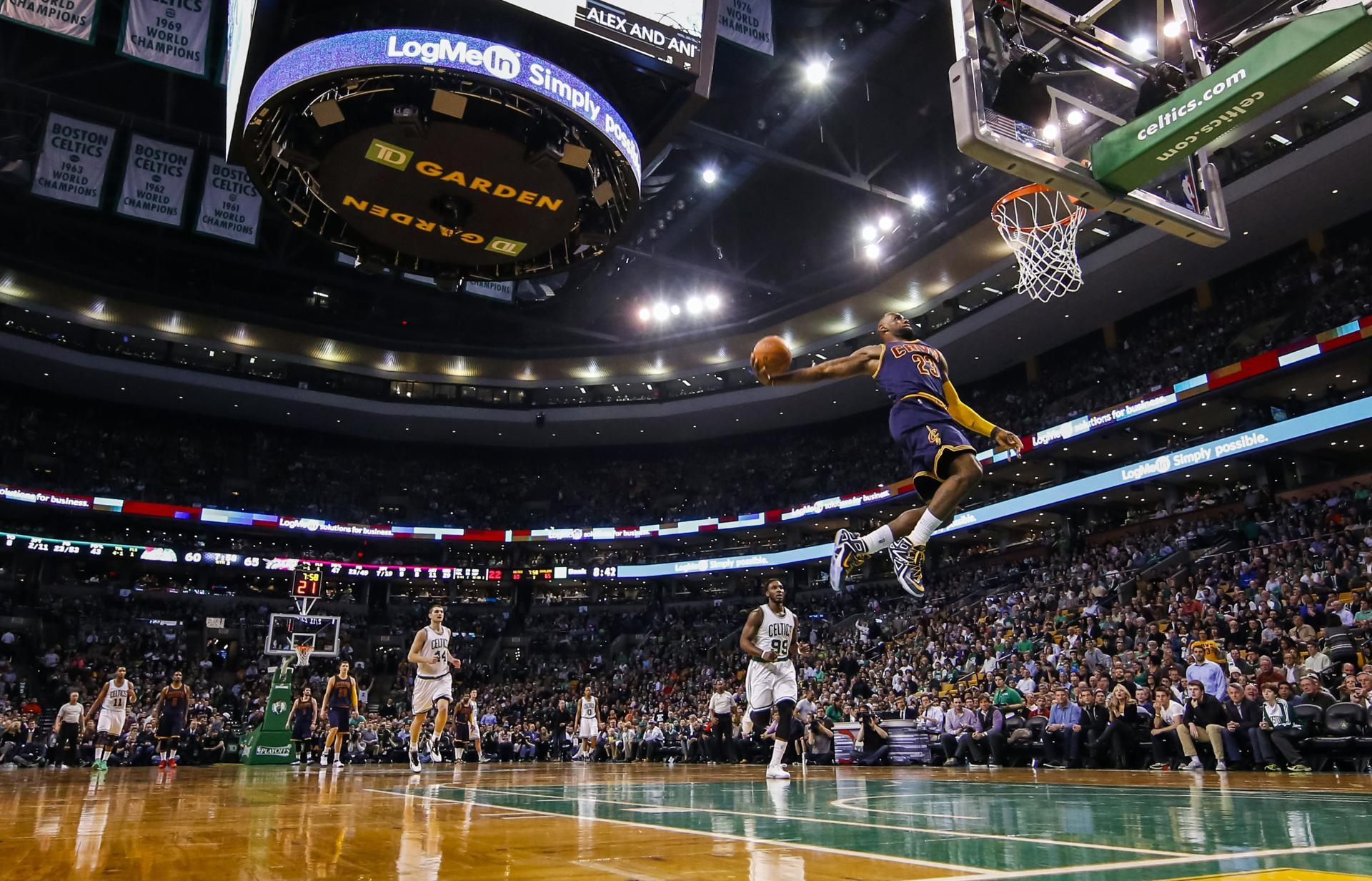 Lebron Dunking Wallpapers - Top Free Lebron Dunking Backgrounds ...