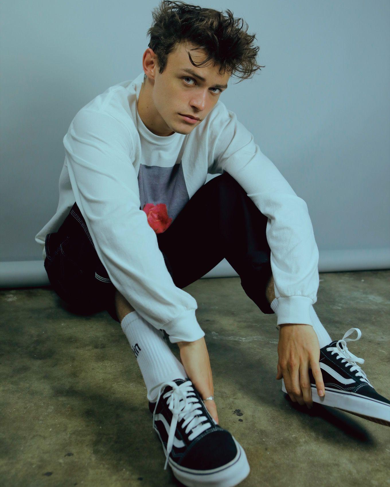 Thomas Doherty Wallpapers - Top Free Thomas Doherty Backgrounds ...