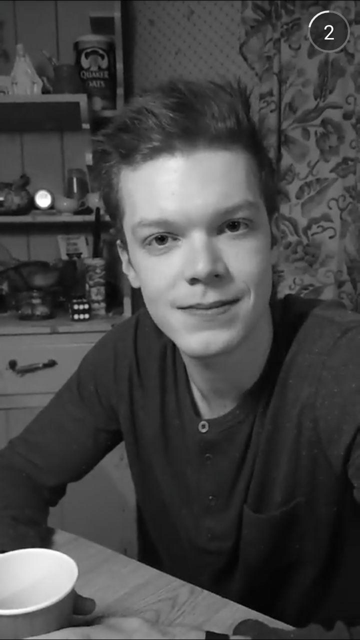 Cameron Monaghan Wallpapers - Top Free Cameron Monaghan Backgrounds ...