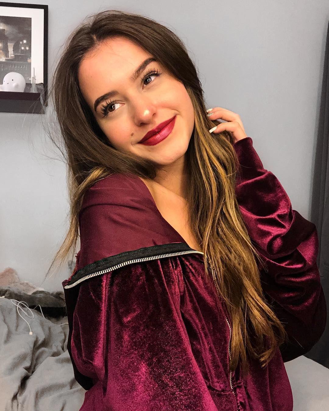 Lea Elui Wallpapers - Top Free Lea Elui Backgrounds - WallpaperAccess