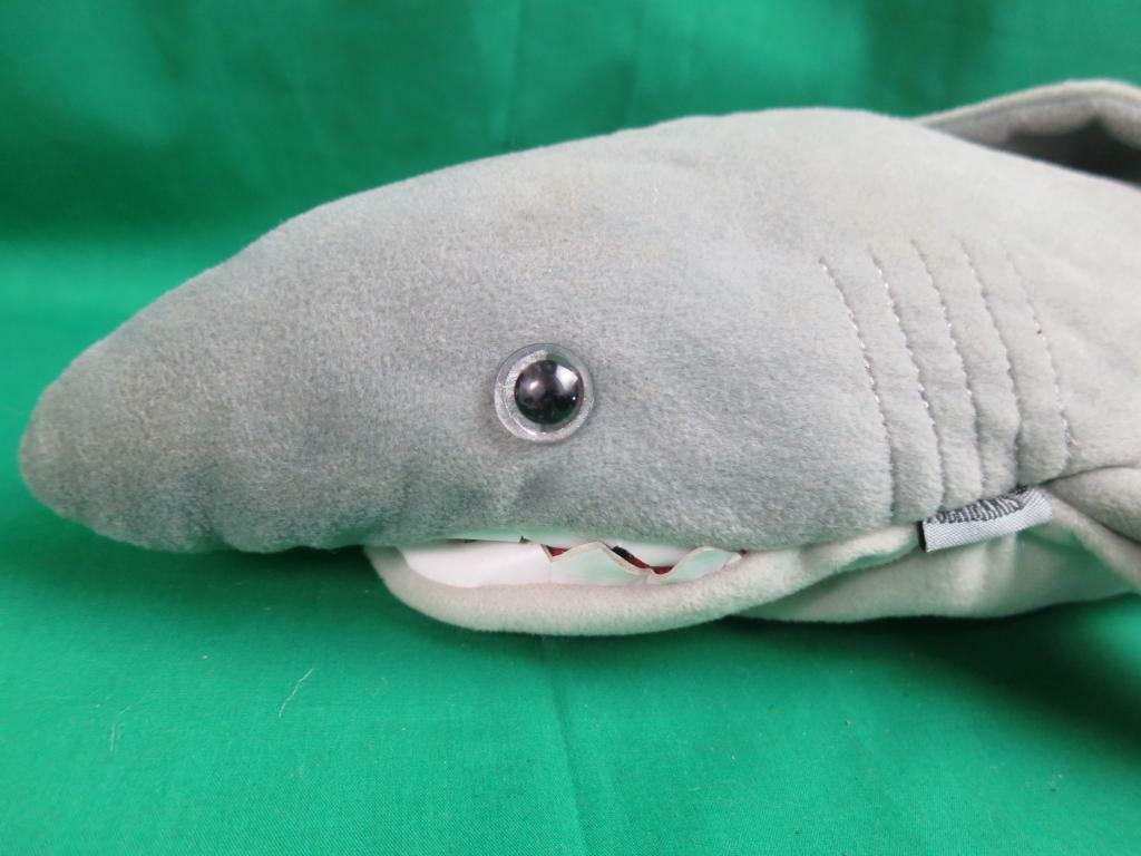 Shark Puppet Wallpapers - Top Free Shark Puppet Backgrounds ...