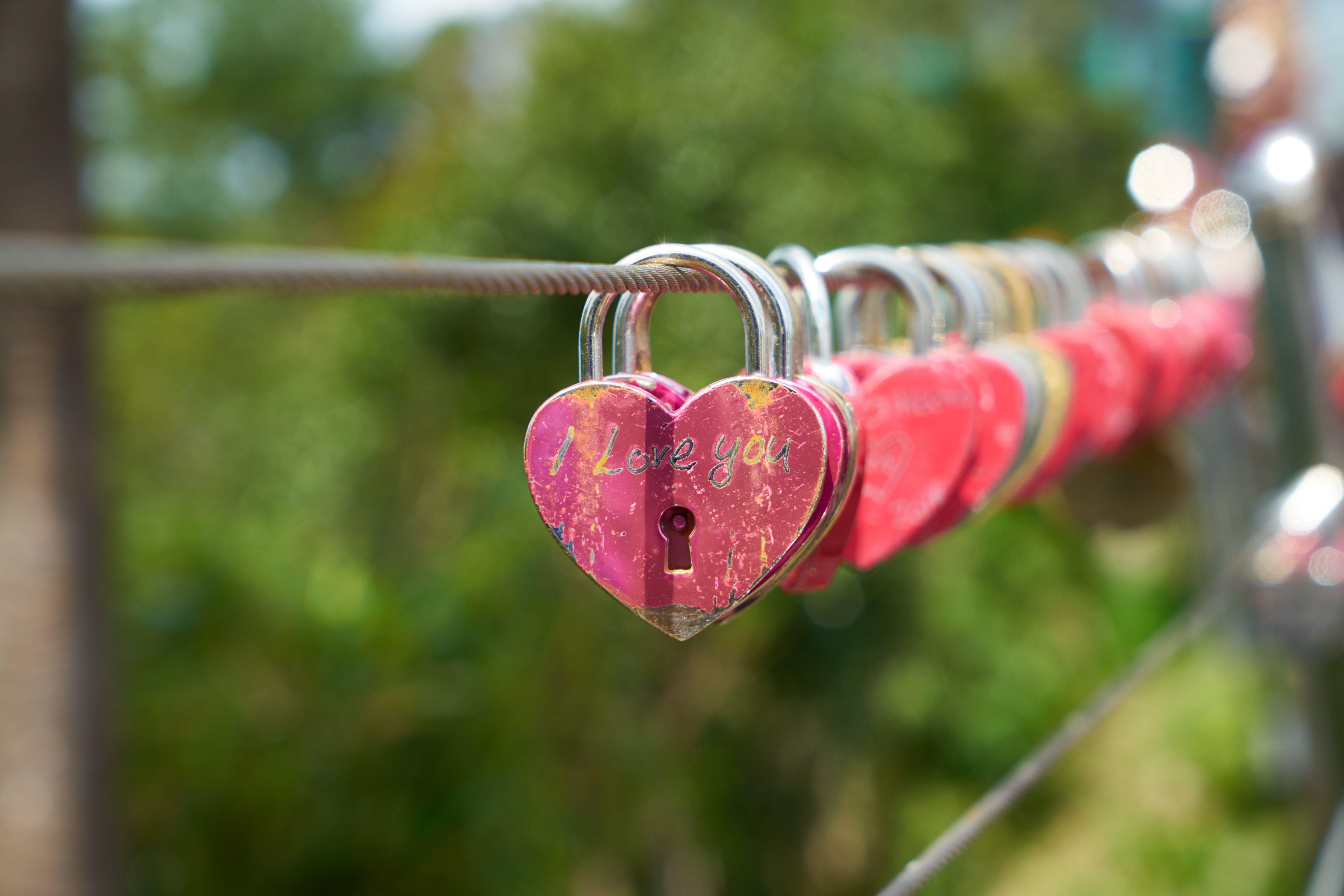 Love Locks Wallpapers - Top Free Love Locks Backgrounds - WallpaperAccess