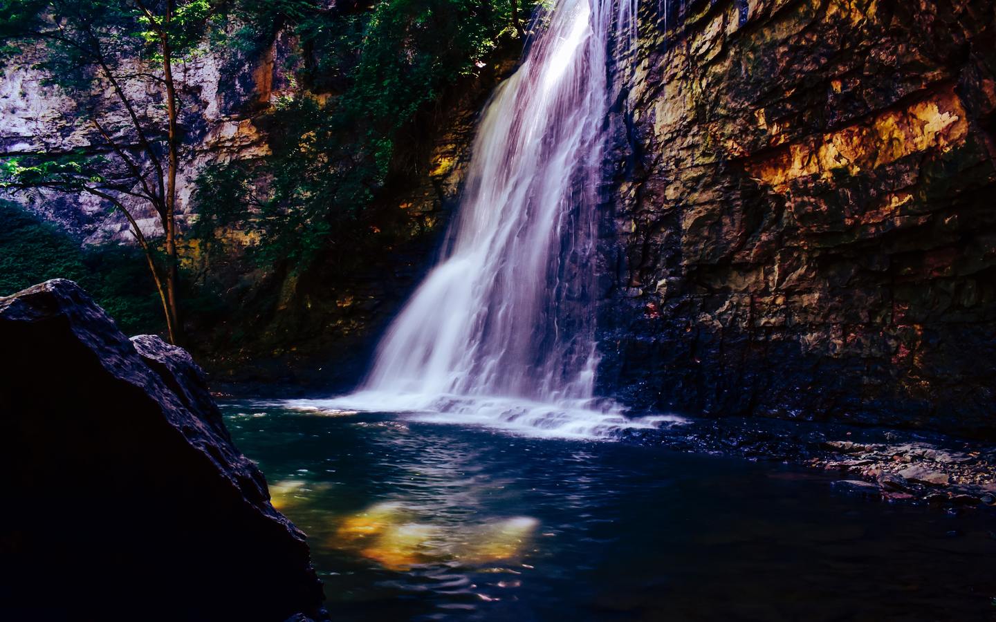 Waterfall Scenery Wallpapers - Top Free Waterfall Scenery Backgrounds ...