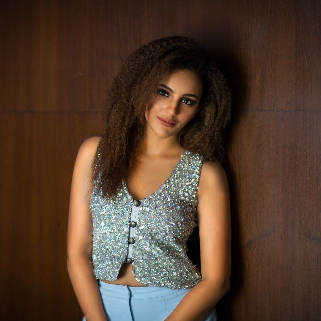 Seerat Kapoor Wallpapers - Top Free Seerat Kapoor Backgrounds ...