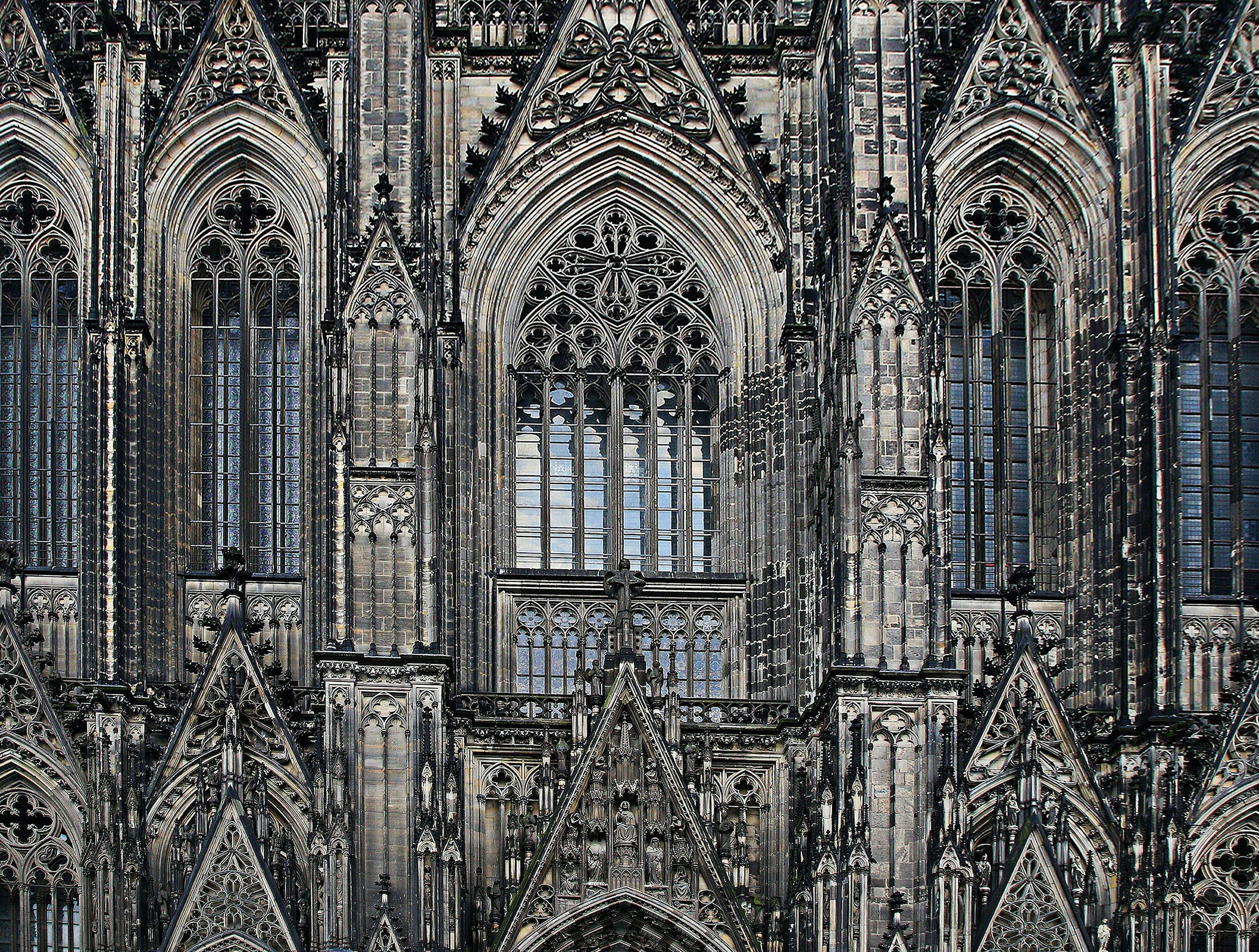 Gothic Building Wallpapers - Top Free Gothic Building Backgrounds ...