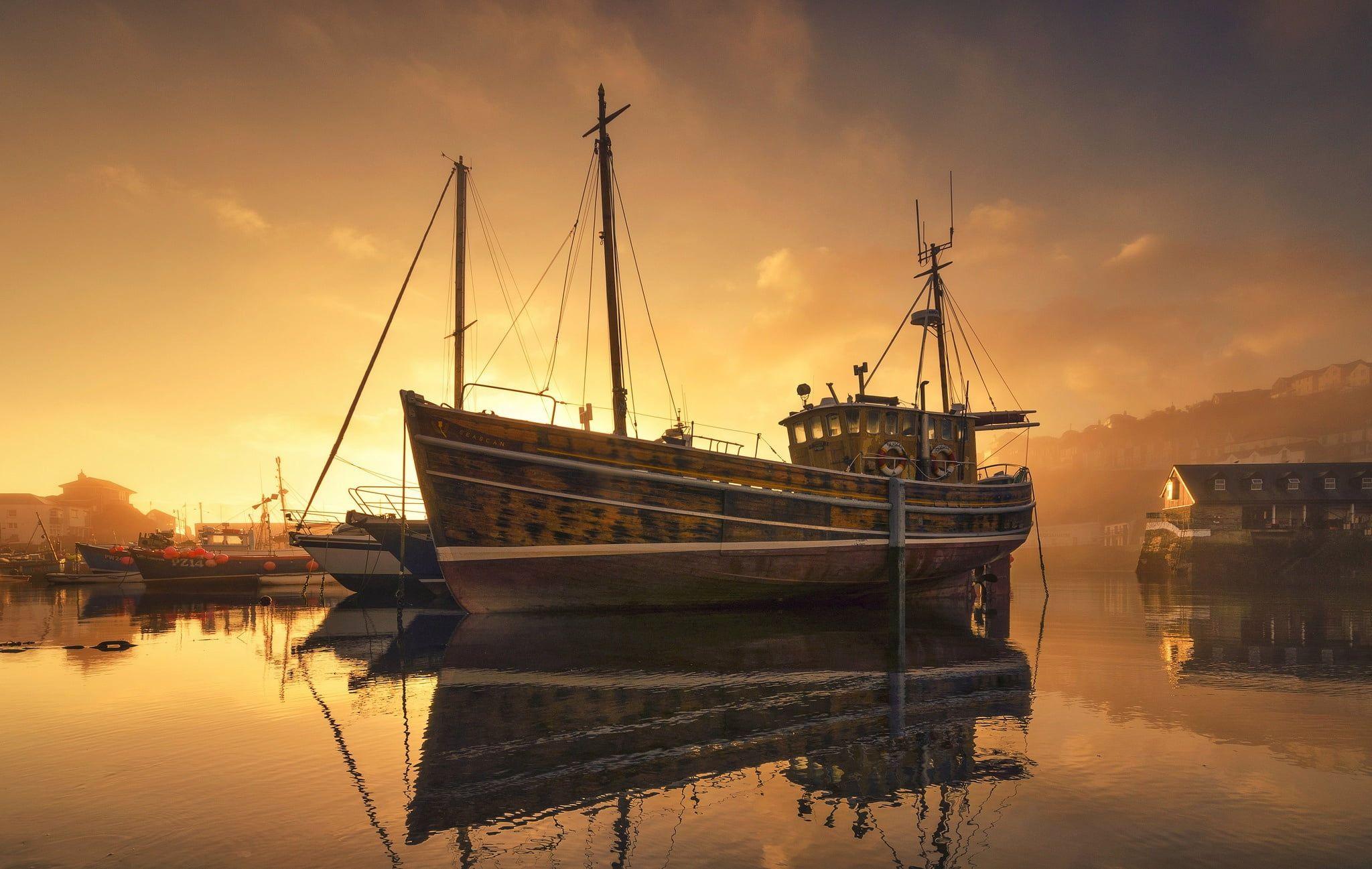Fishing Boat Wallpapers - Top Free Fishing Boat Backgrounds ...