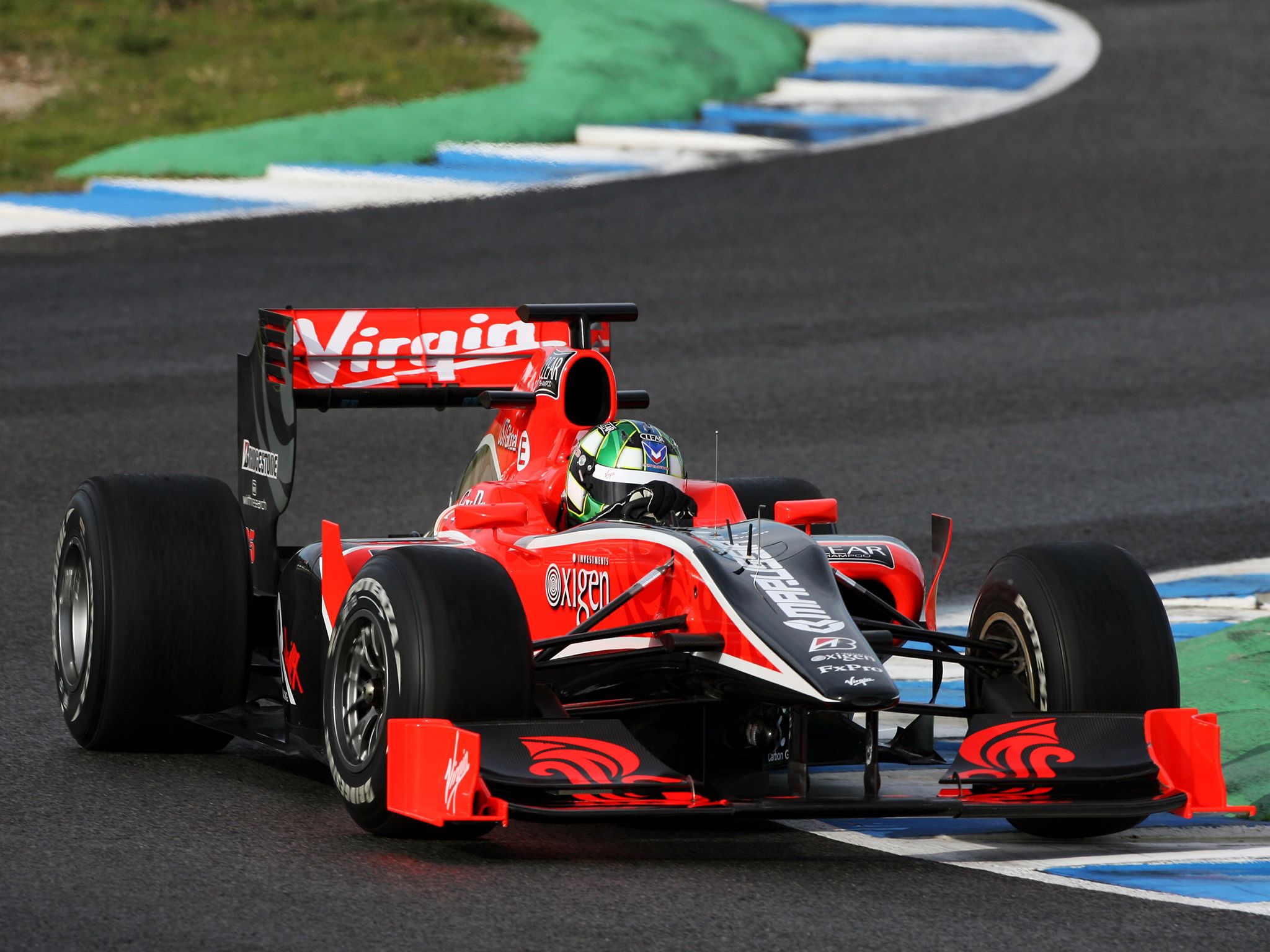 F1 2010 Wallpapers - Top Free F1 2010 Backgrounds - WallpaperAccess